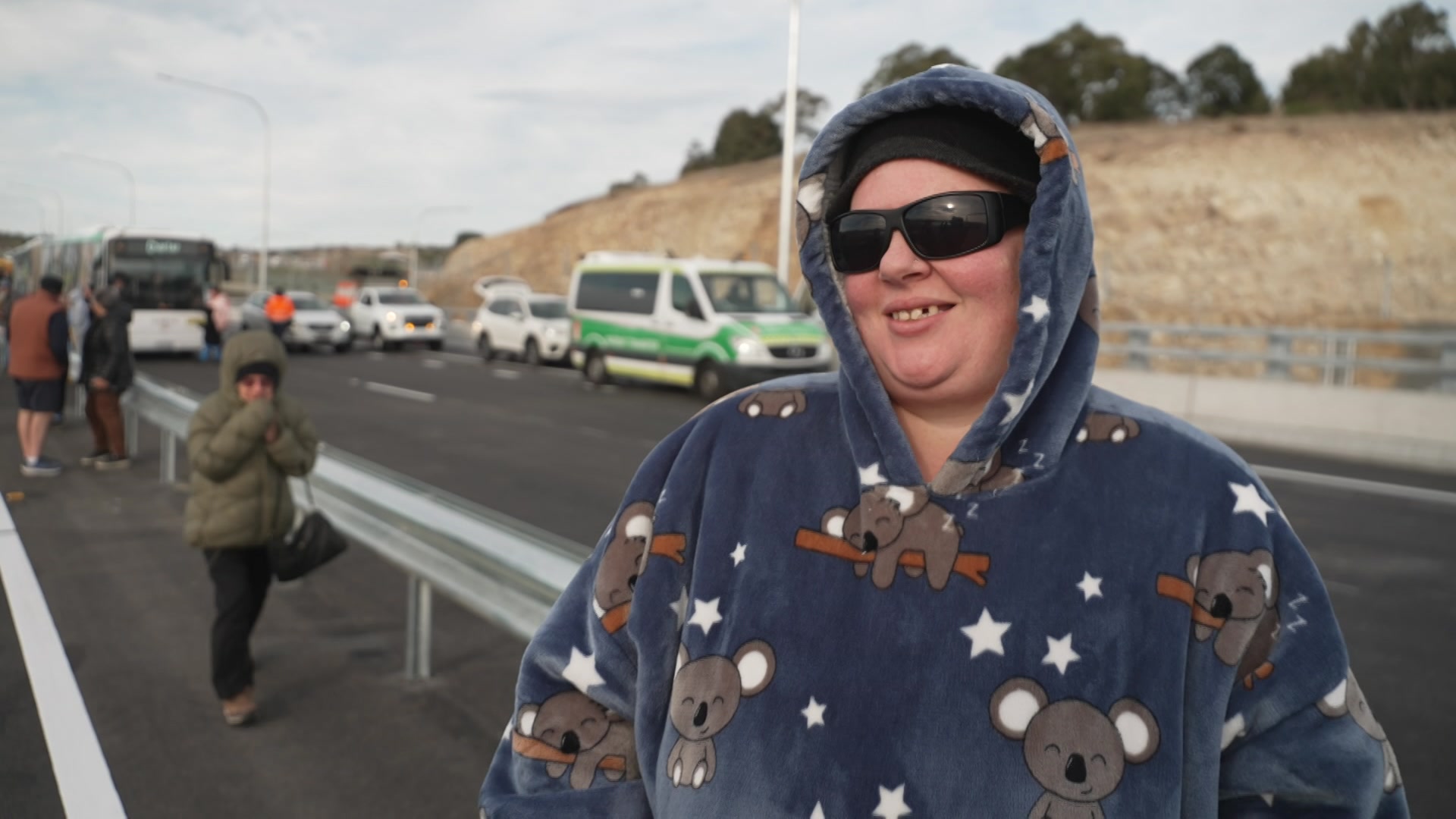 New Bridgewater Bridge opens to thousands of interested walkers after ...