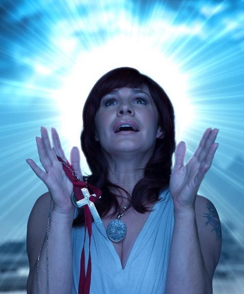 Tania Lacy is an open book on fame, addiction and reinvention - ABC listen