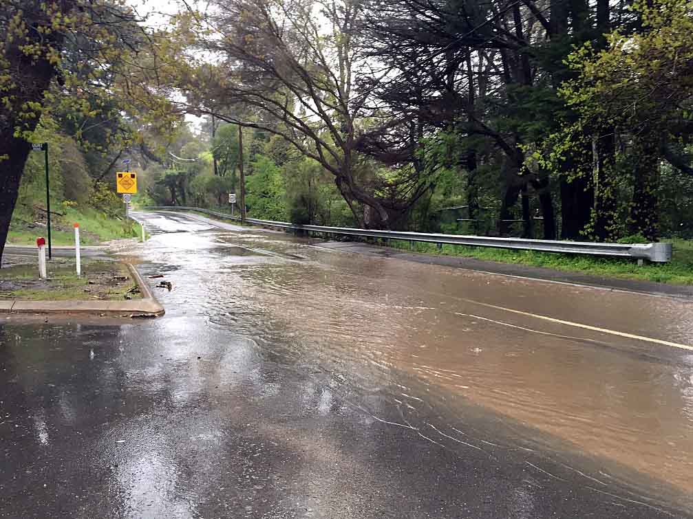 SA weather: Flood risk drops in South Australia, as BOM forecasts 40C ...
