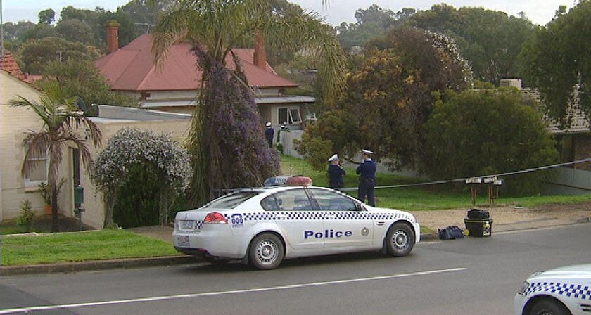 Stabbing murder accused face court - ABC News