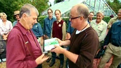 Weed Alert: Lantana - Gardening Australia