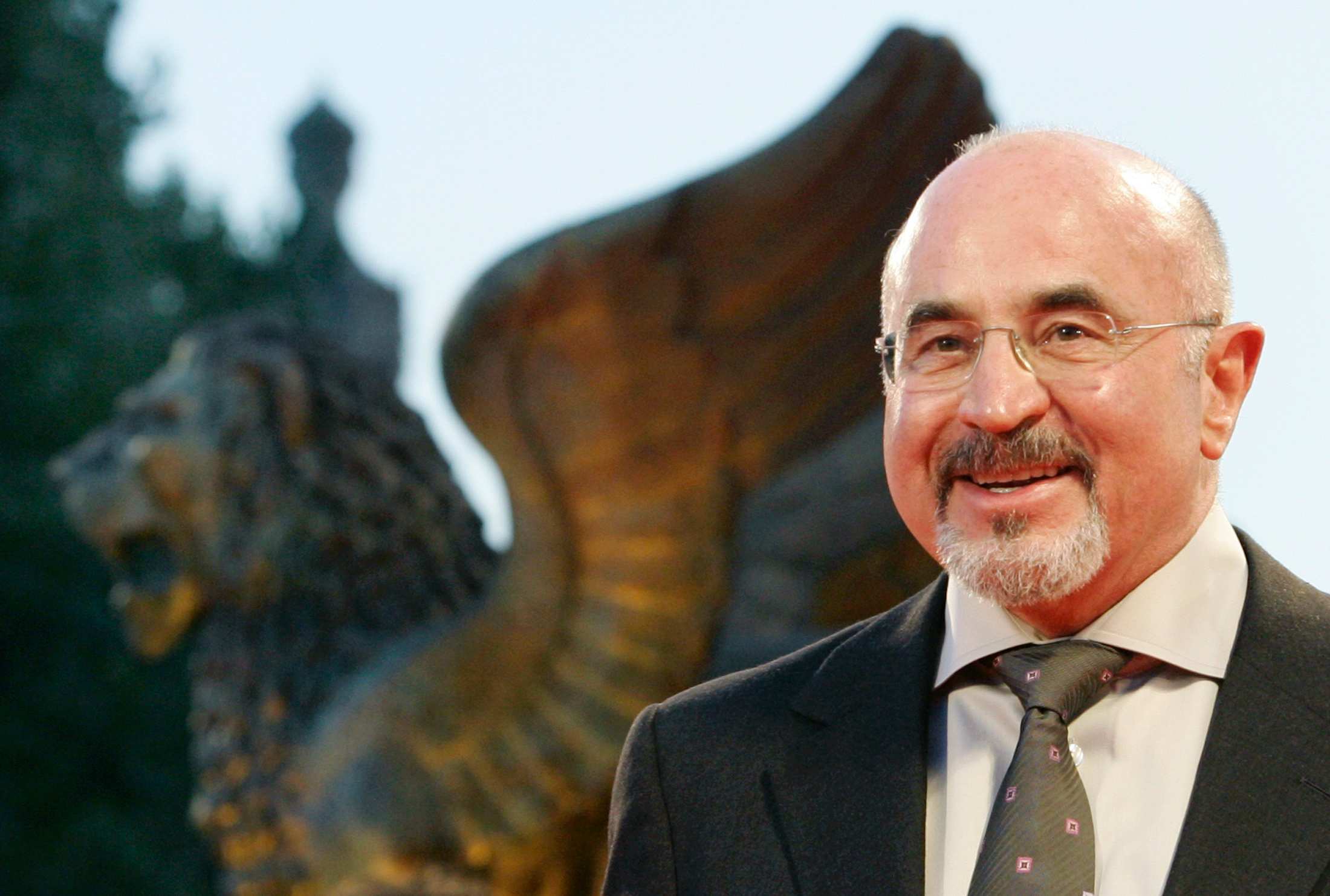 Bob Hoskins: British actor dies aged 71 after bout of pneumonia - ABC News