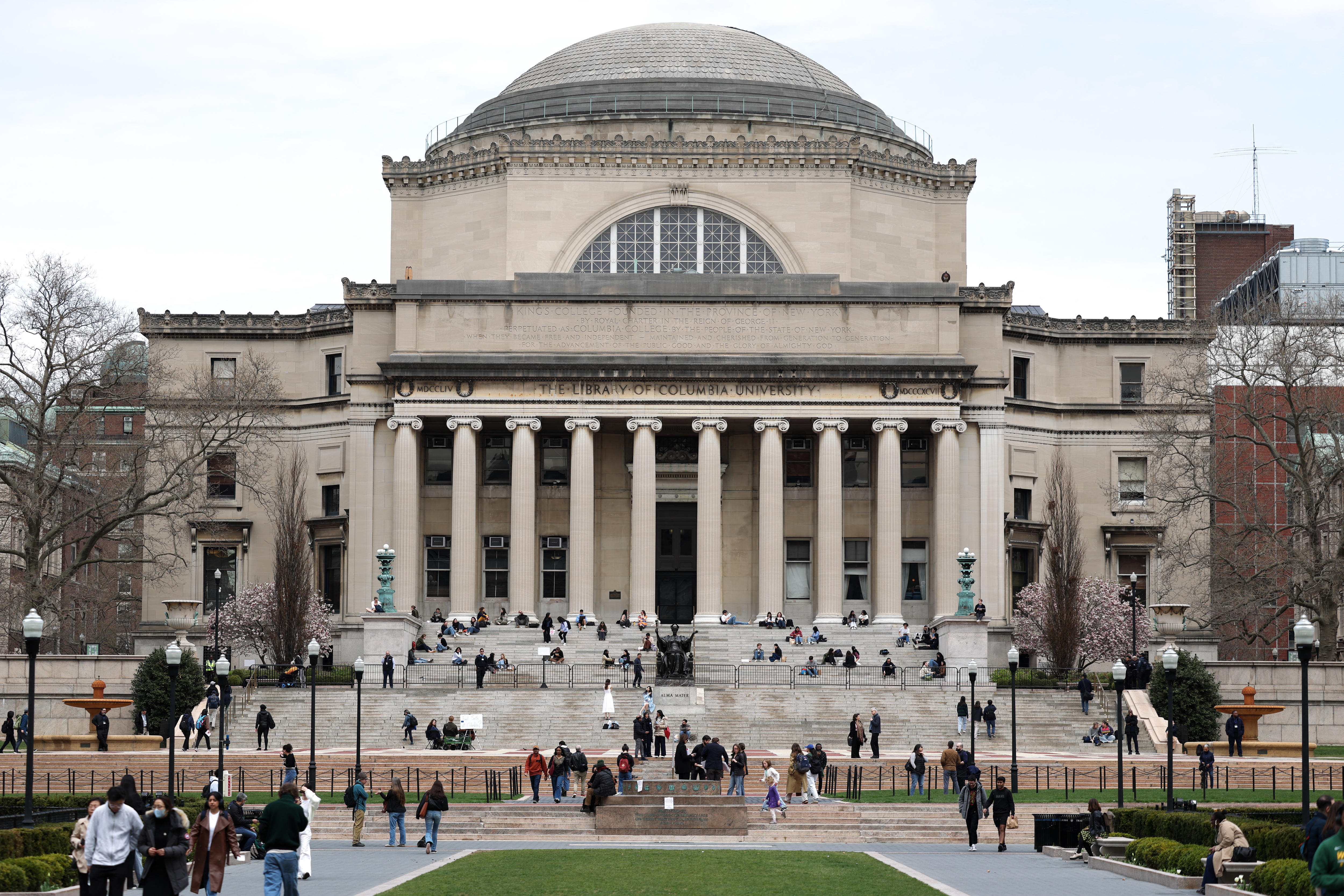 Columbia University agrees to $332m settlement with Trump ...