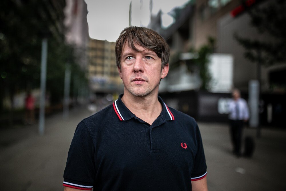 British satirical 'TV reporter' Jonathan Pie takes aim at Australia ...