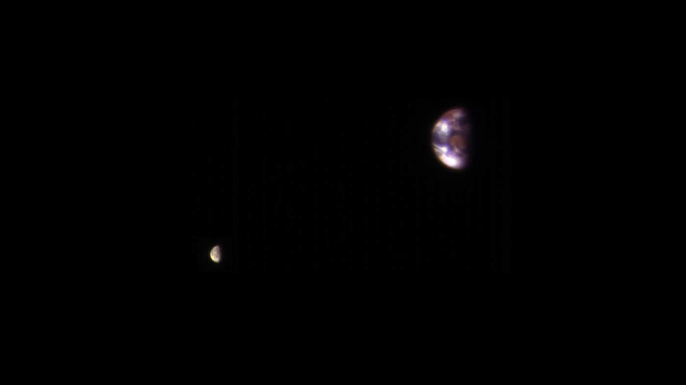 Australia visible from Mars in new NASA image of Earth - ABC News