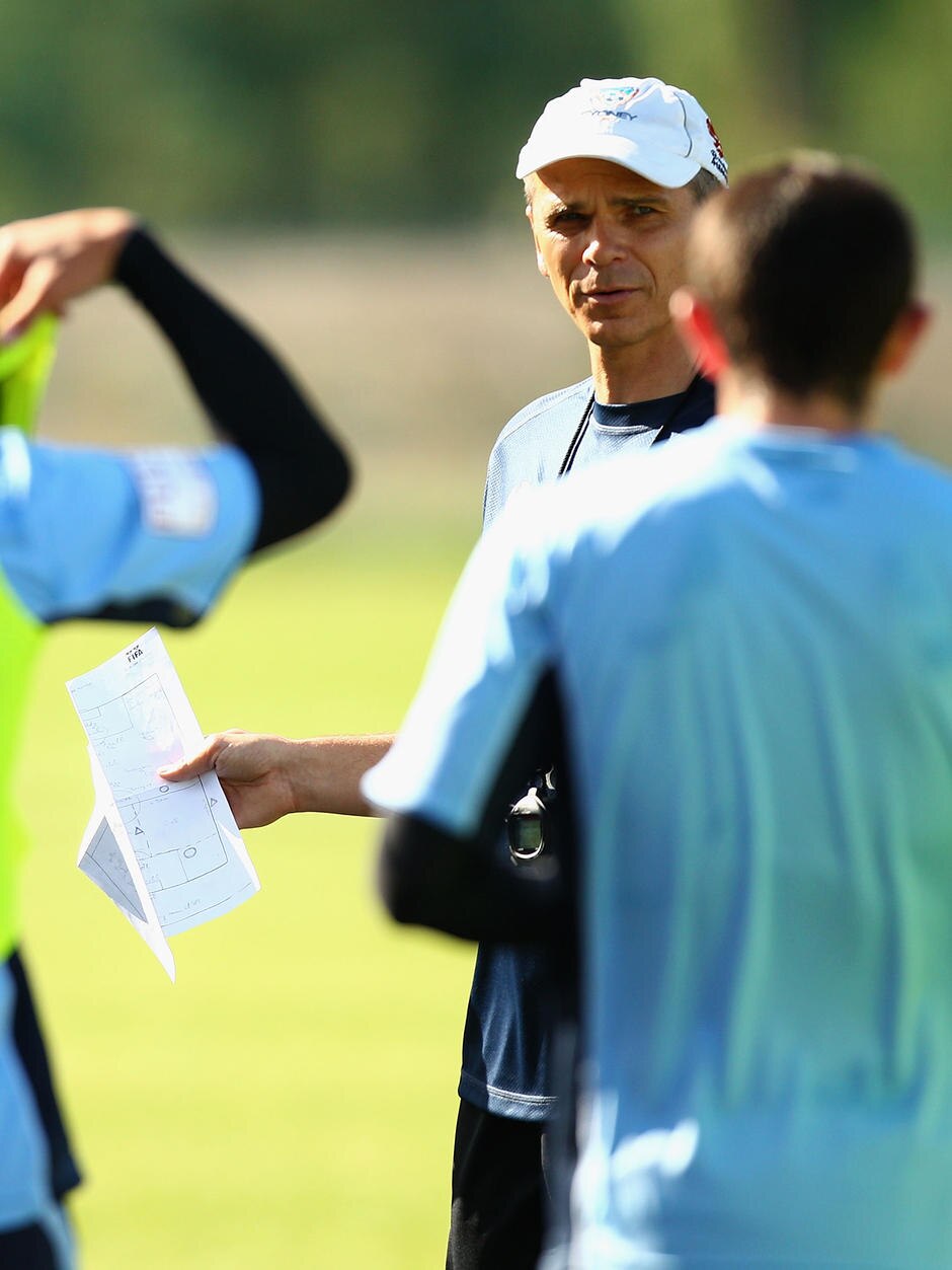Sydney FC backs under-fire Lavicka - ABC News