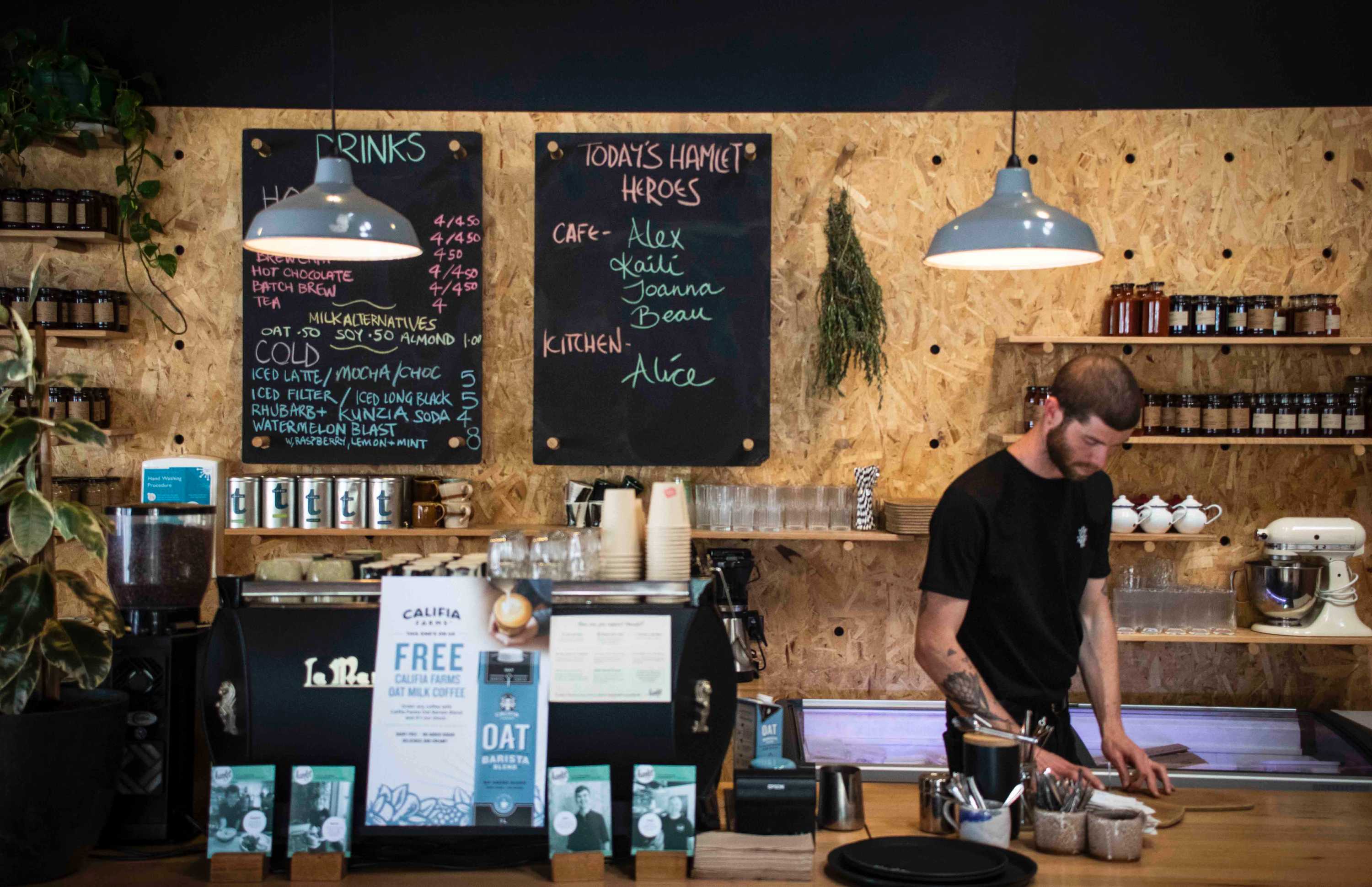 Hobart cafe staff paying it forward to city's homeless with 400 free ...