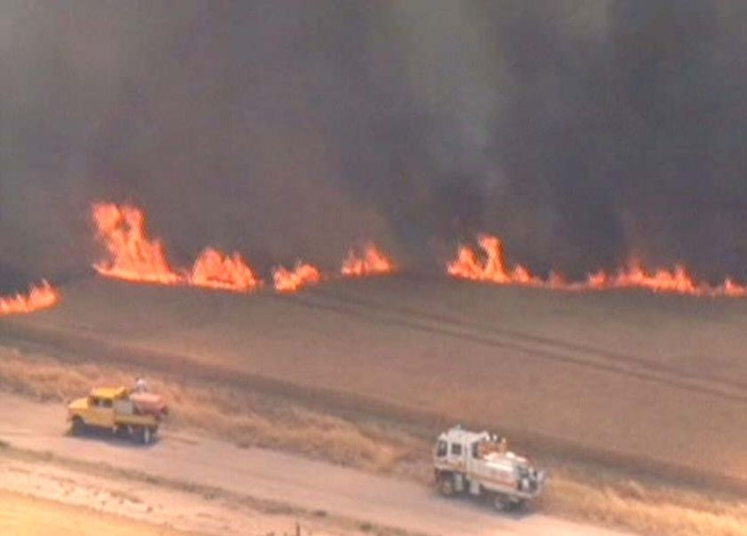 Fire worries start easing across SA - ABC News