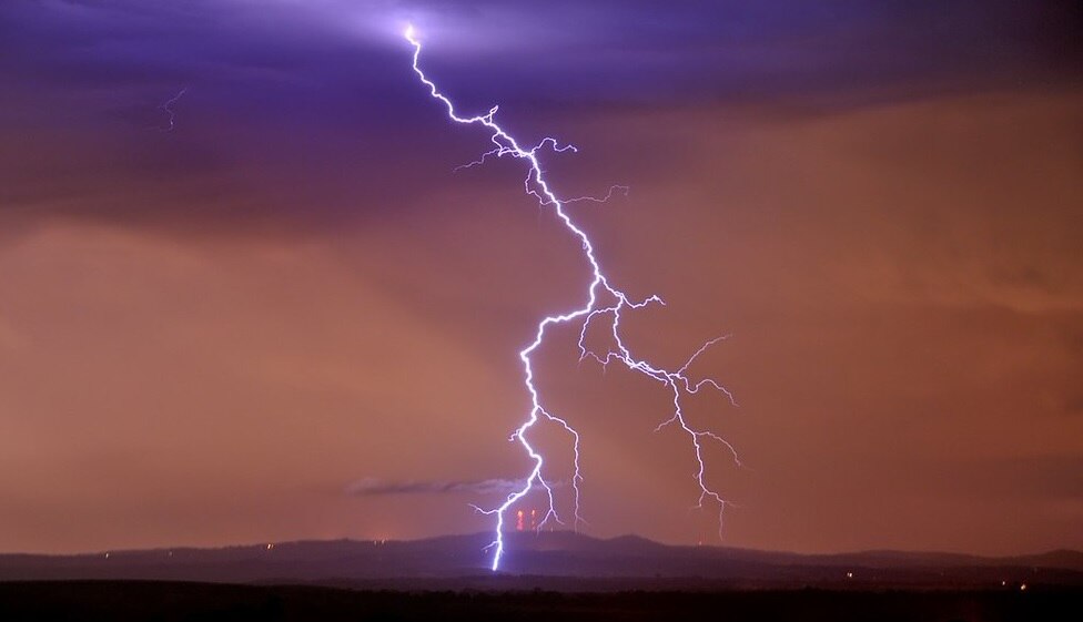 Lightning leaves thousands in SA without electricity as nearly 53,000 ...