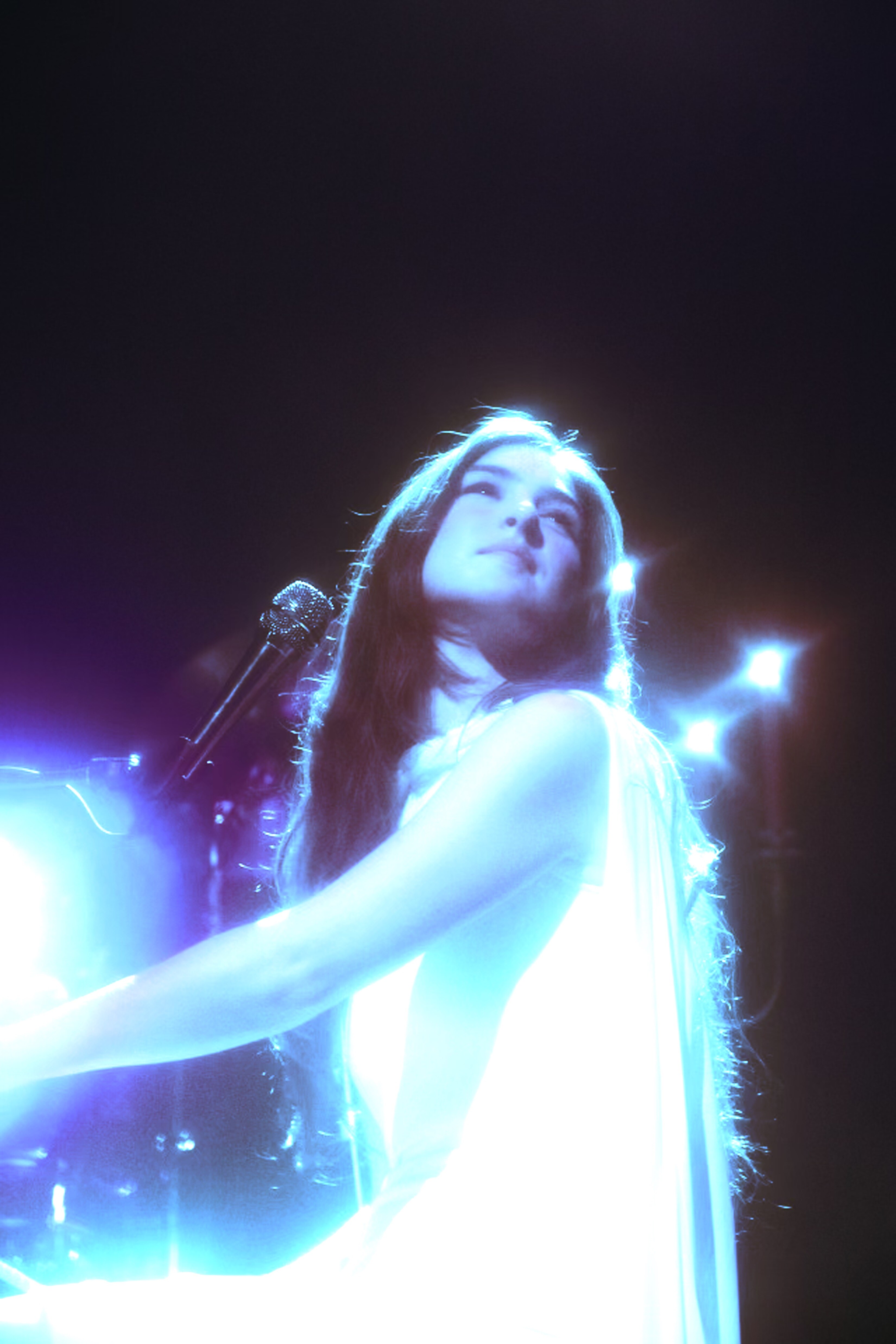 The Dreamy, Moody Soundscapes of Weyes Blood - ABC listen