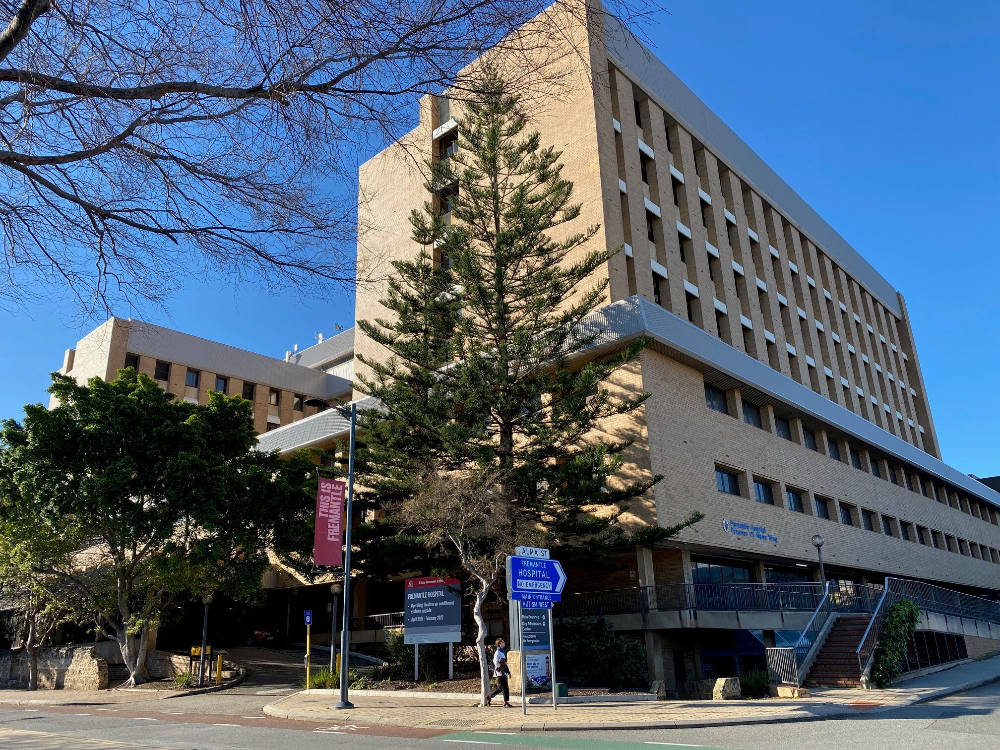 No lockdown as COVID case detected in Perth from FIFO worker, exposure ...