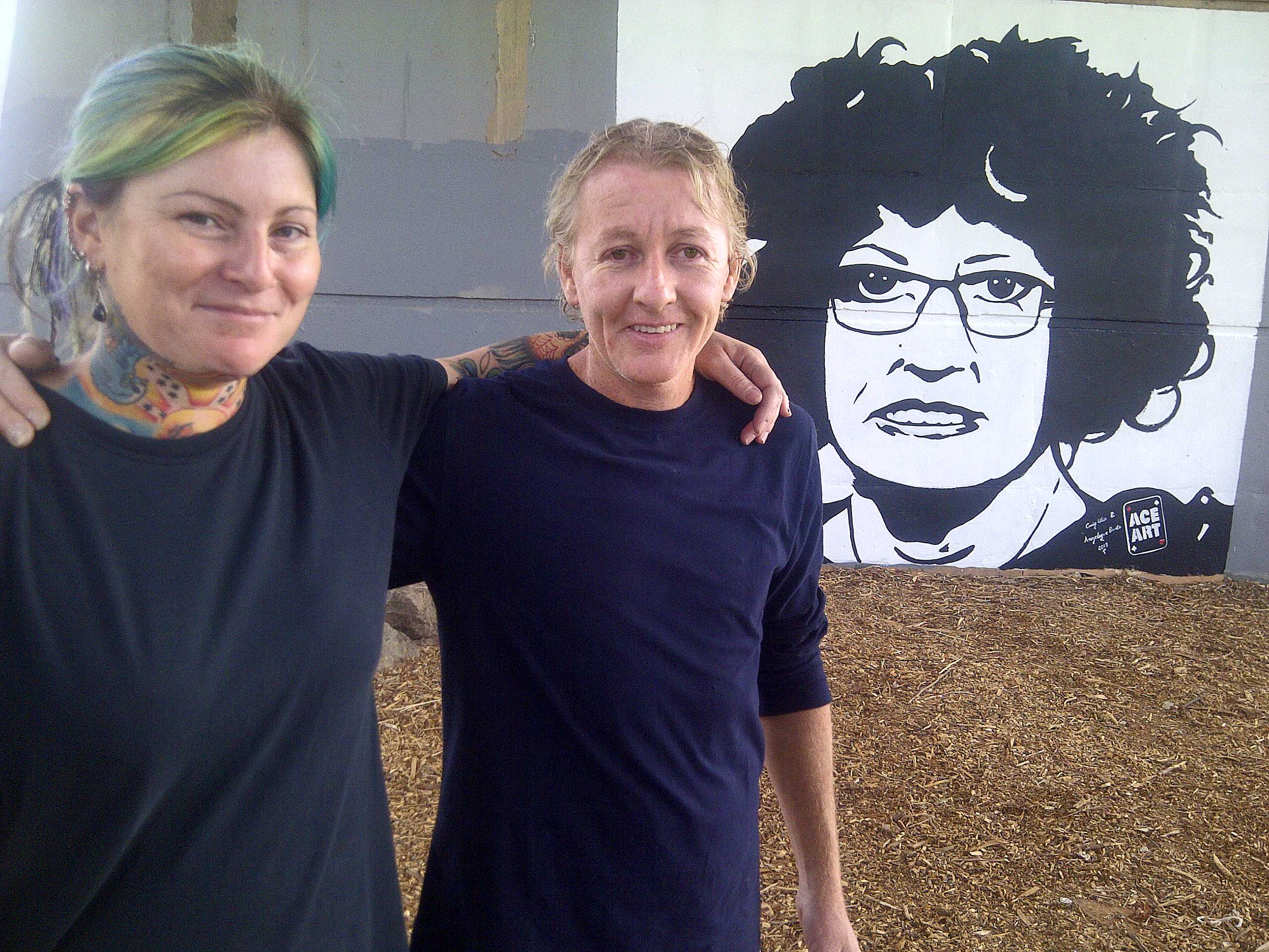 Artists confess to mayoral street art tribute - ABC News