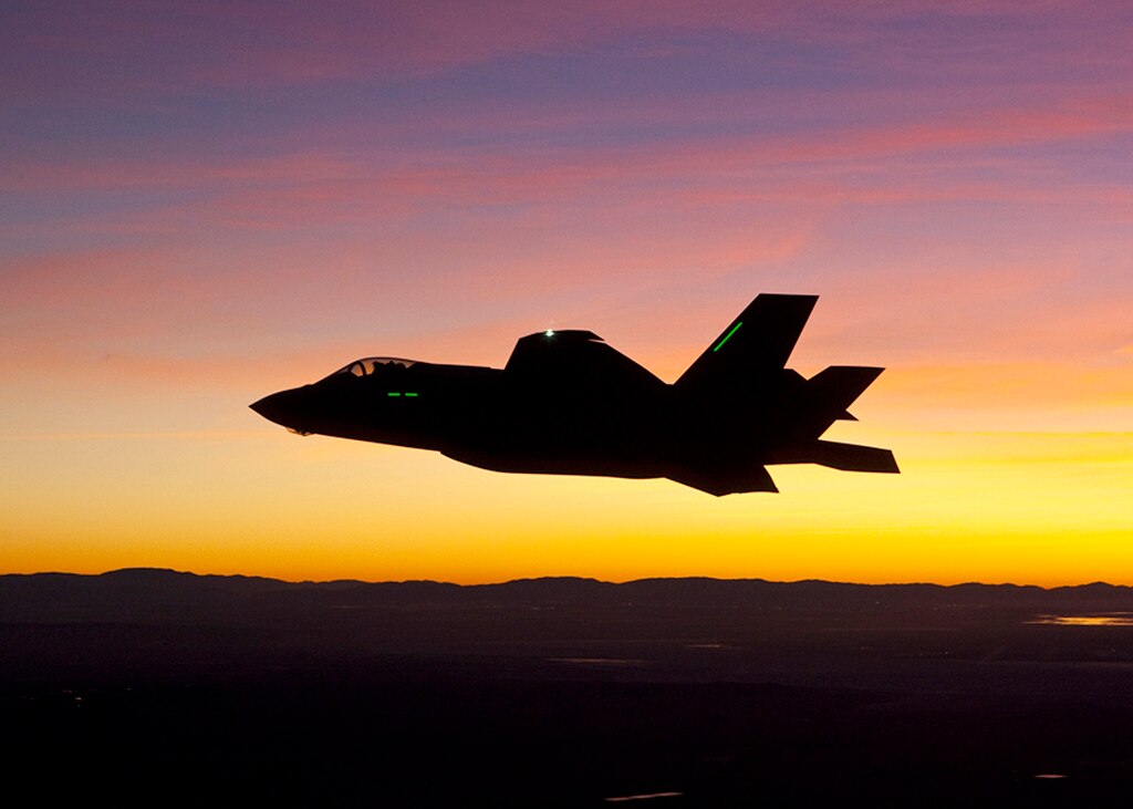 Defence spending from the F-111 to the Joint Strike Fighter - ABC Radio ...