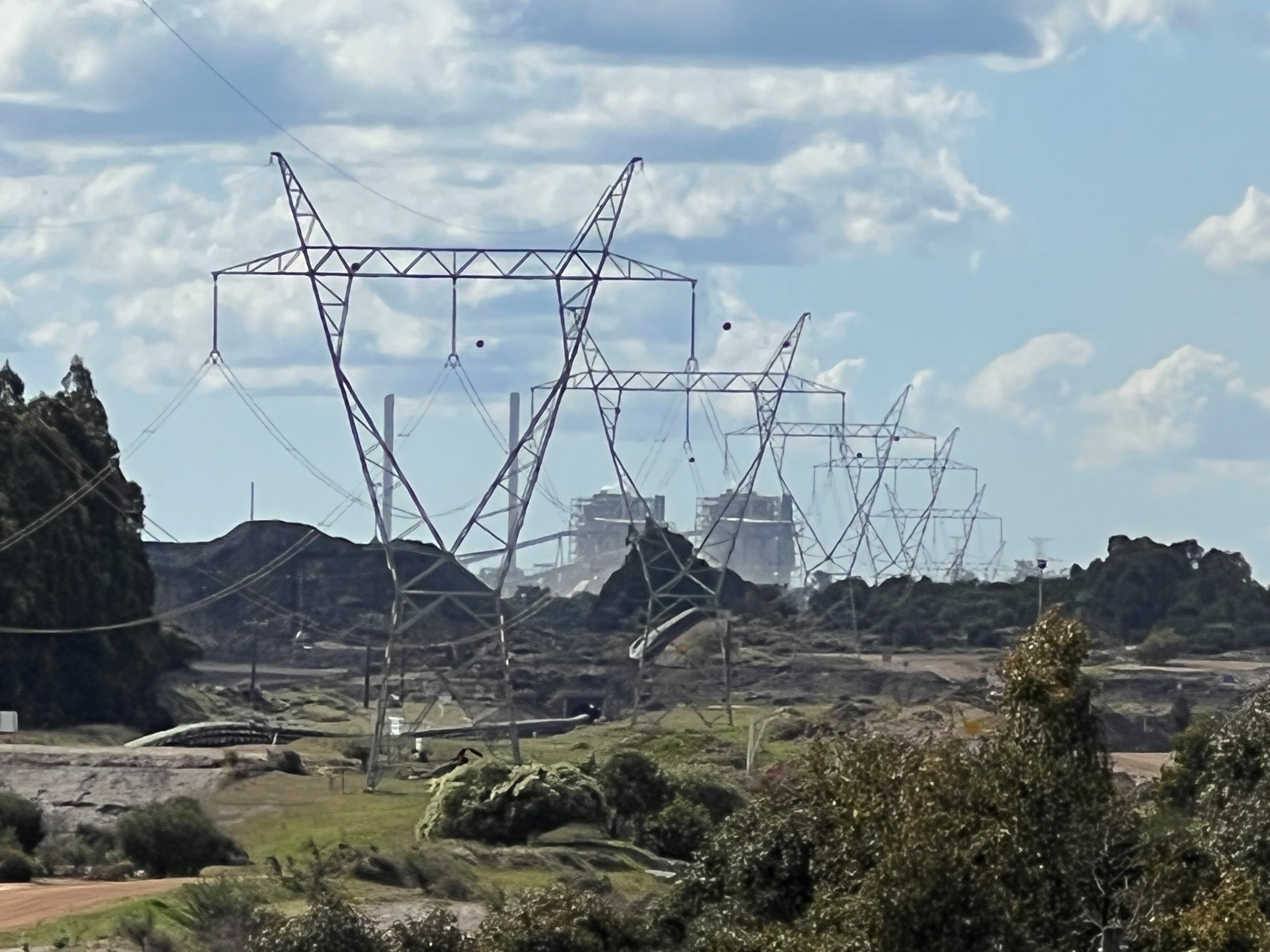 Australia's newest coal plant Bluewaters strips fortunes amid rapid ...