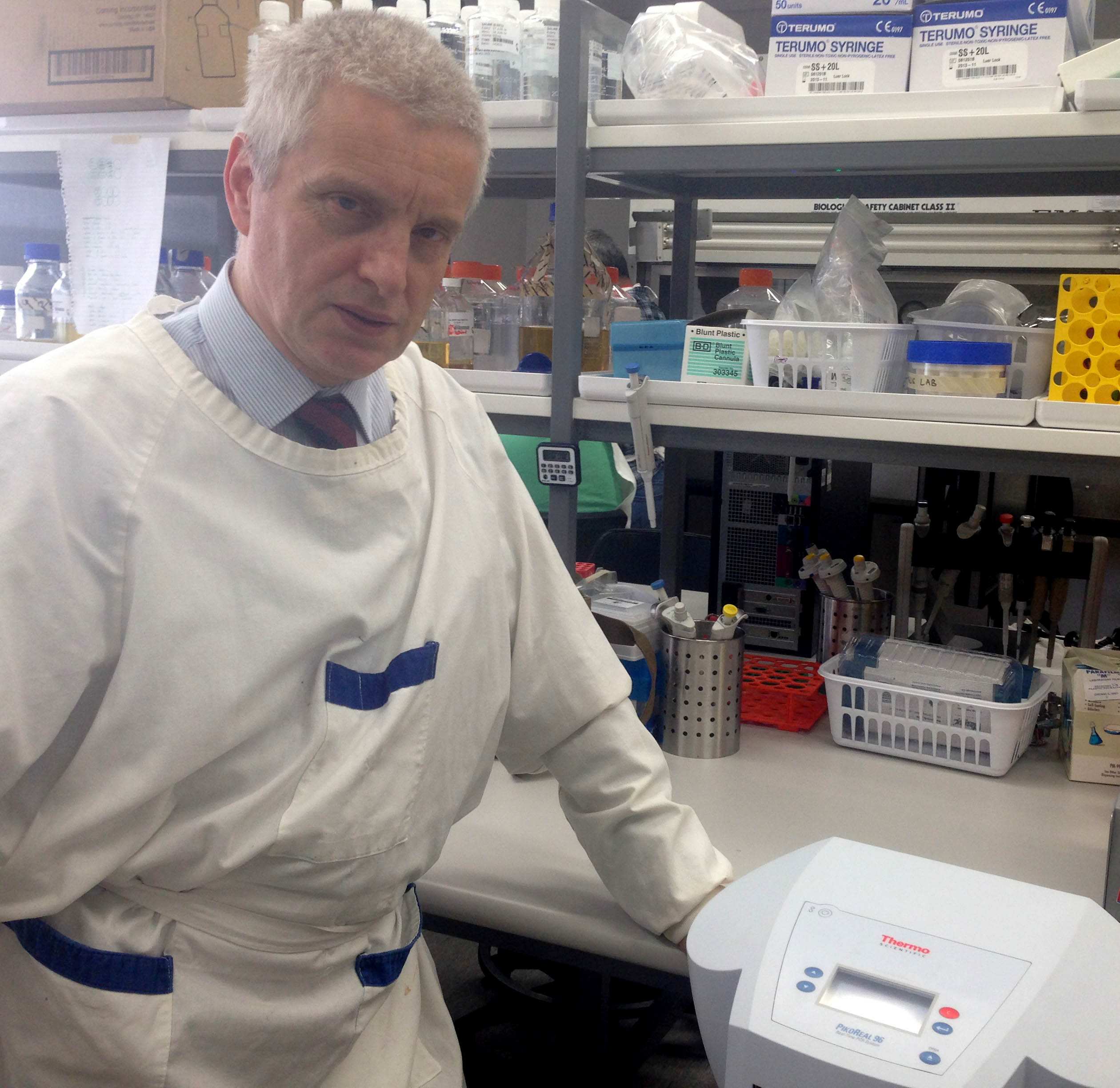 Ebola outbreak: Two more people test negative in WA after developing ...