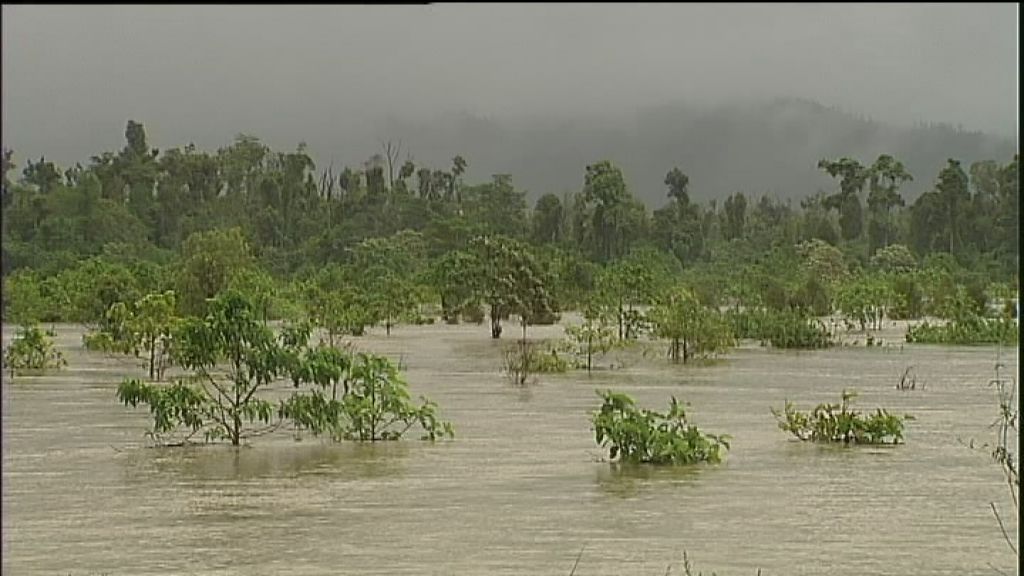Live: Flood disaster unfolds as weather wreaks havoc - ABC News