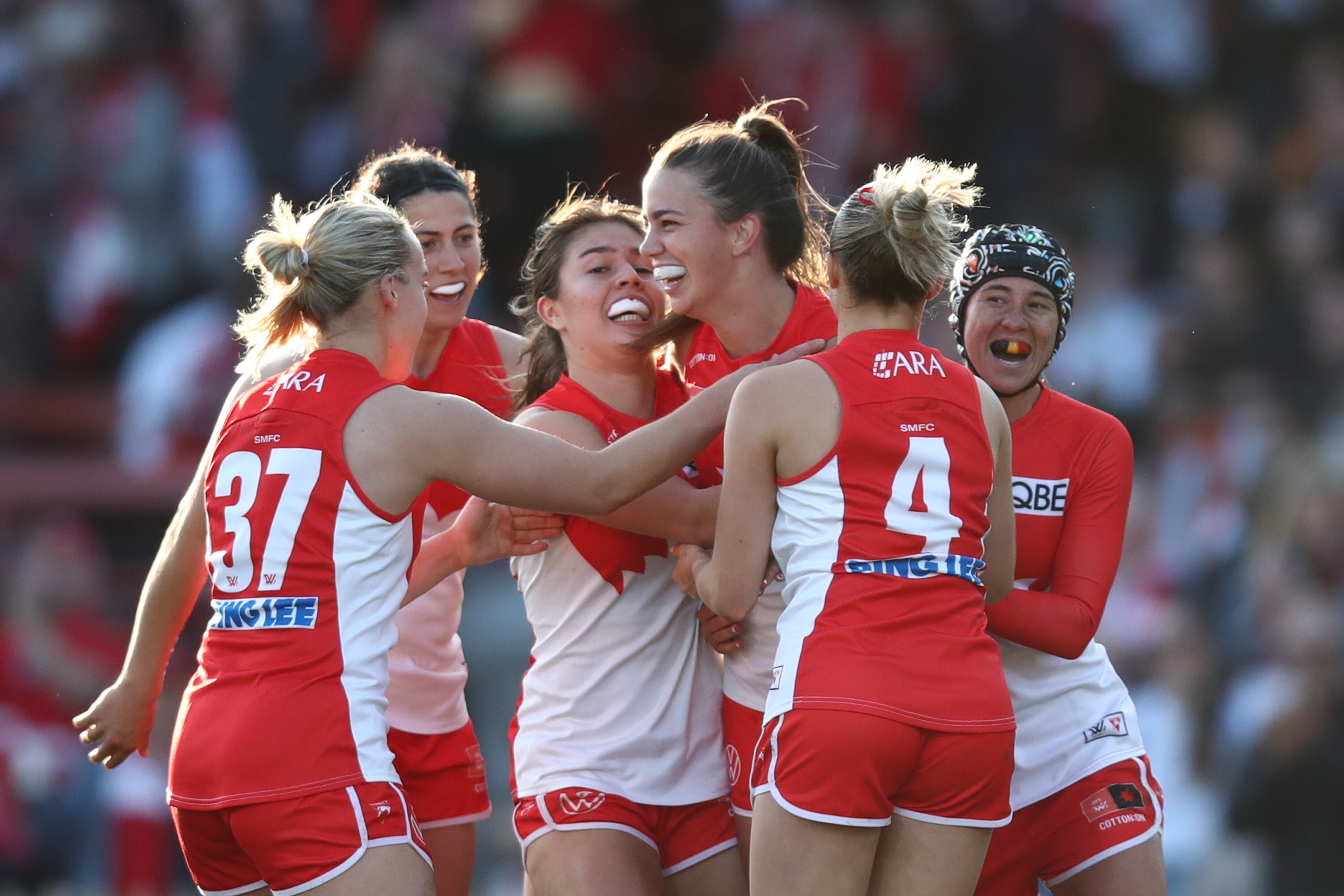 Sydney Swans off the mark in AFLW with comeback win over GWS, Richmond ...