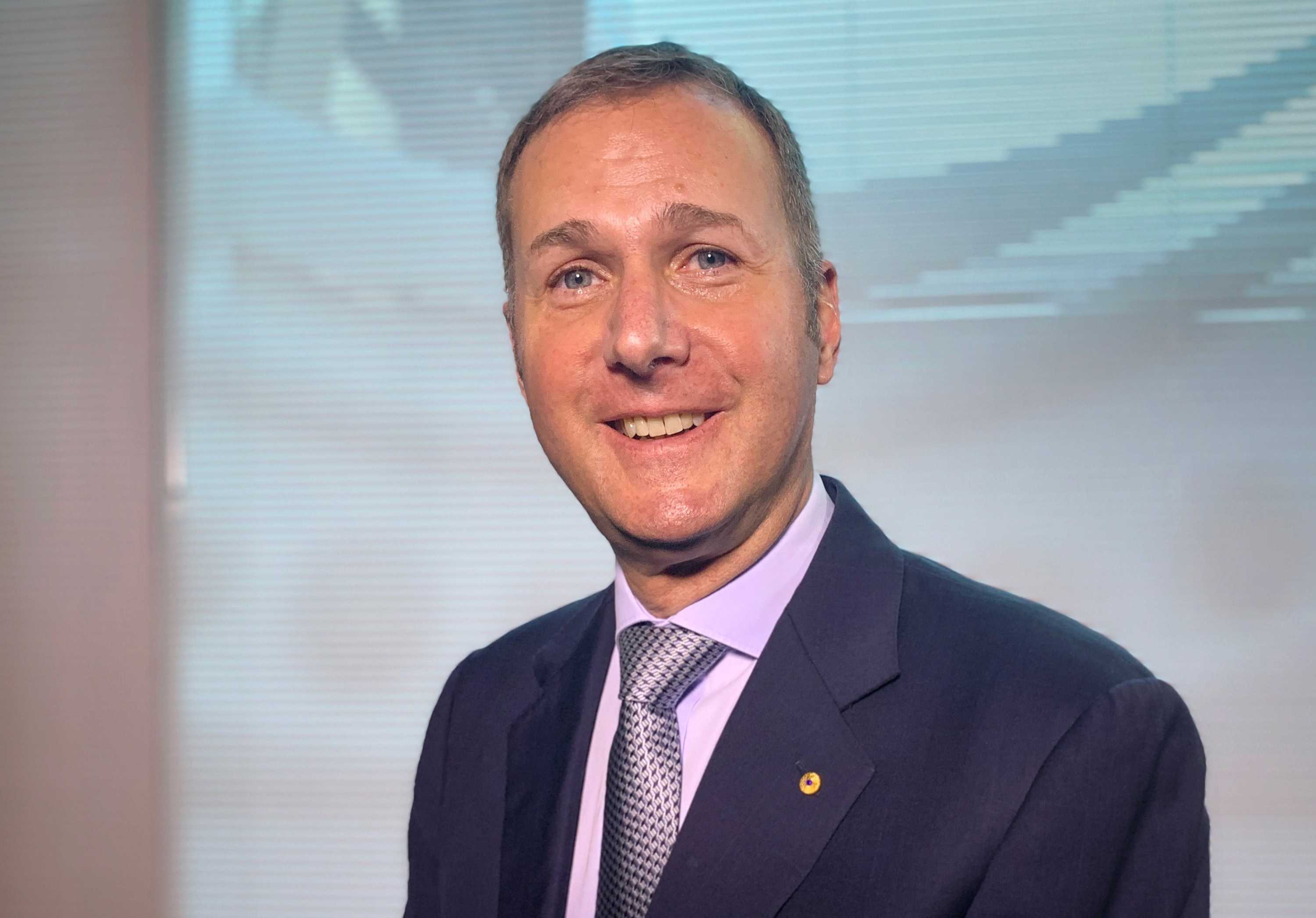 Coronavirus restrictions questions answered for grandparents - ABC News