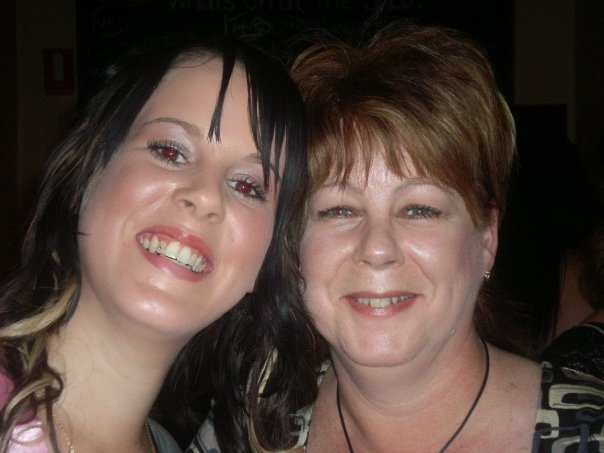 SA gambling addict who stole more than $160,000 from Roxby Downs ...