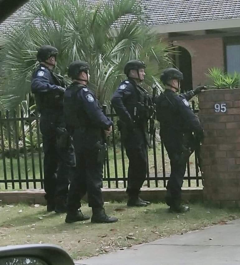 Police arrest man, search for second suspect north of Brisbane after ...