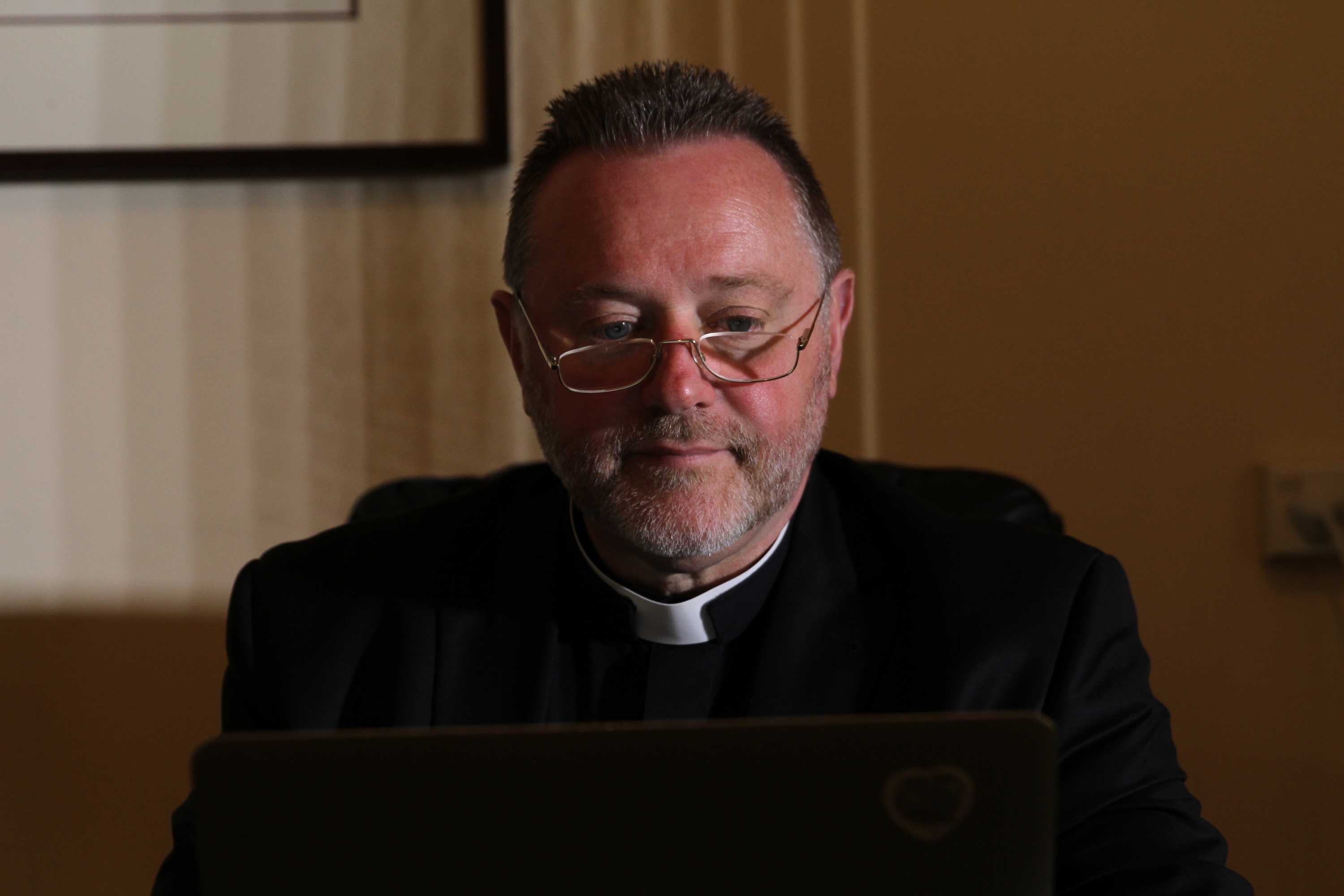 Rod Bower, the billboard priest from Gosford, to run for Senate on ...