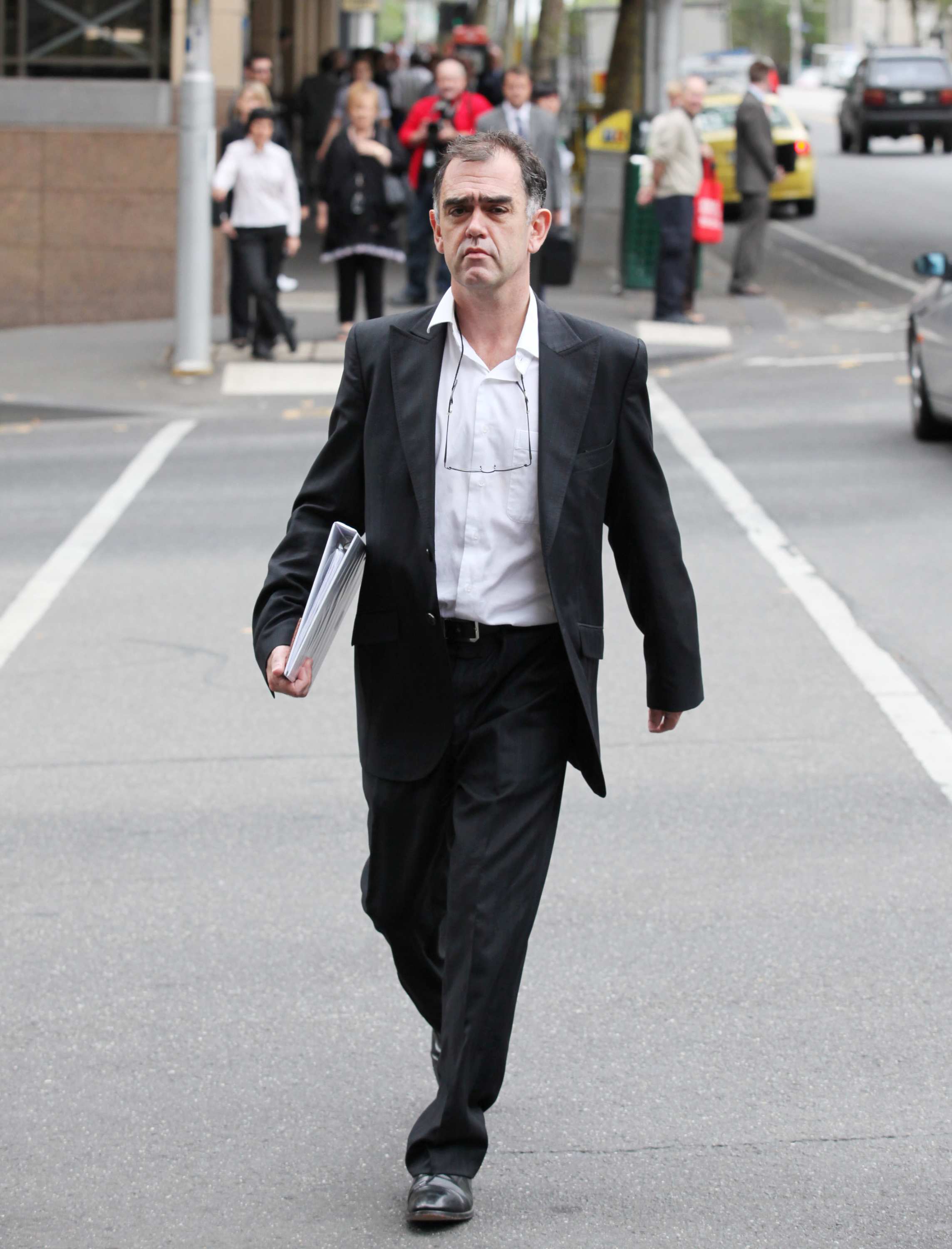 Opes Prime director Julian Smith acquitted of dishonesty charges - ABC News