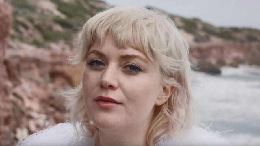 Melbourne mainstay Ella Thompson shines on new single 'Snow' - Double J