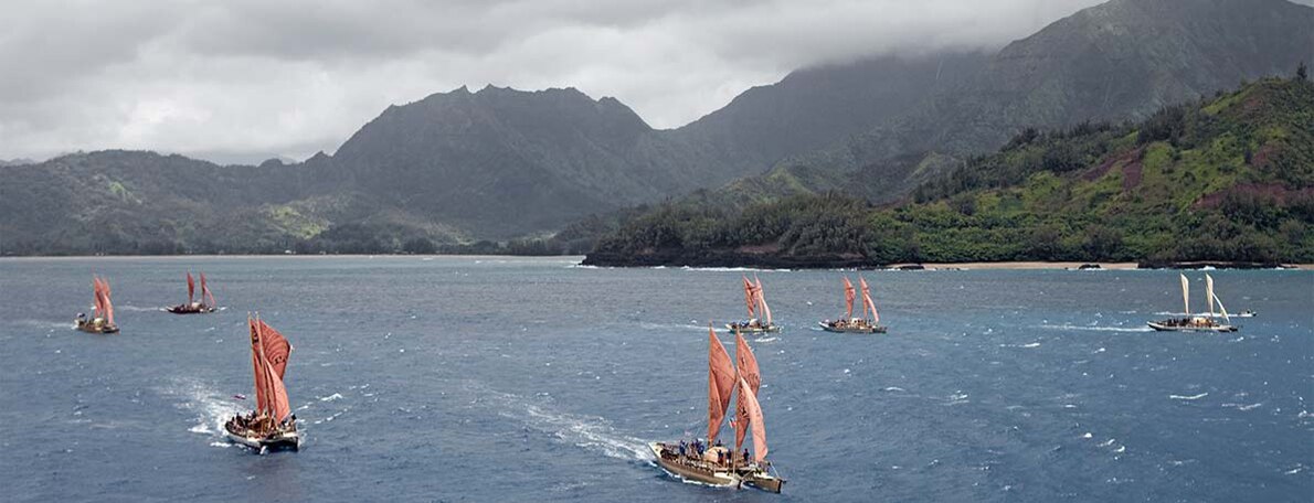Pacific Island canoe flotilla sails into Coffs Harbour - ABC News