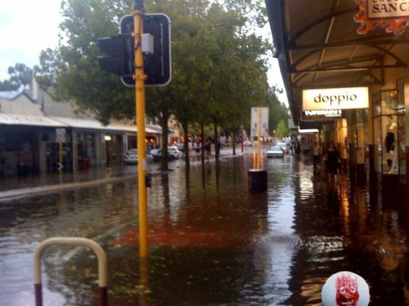 Perth storm a 'natural disaster' - ABC News