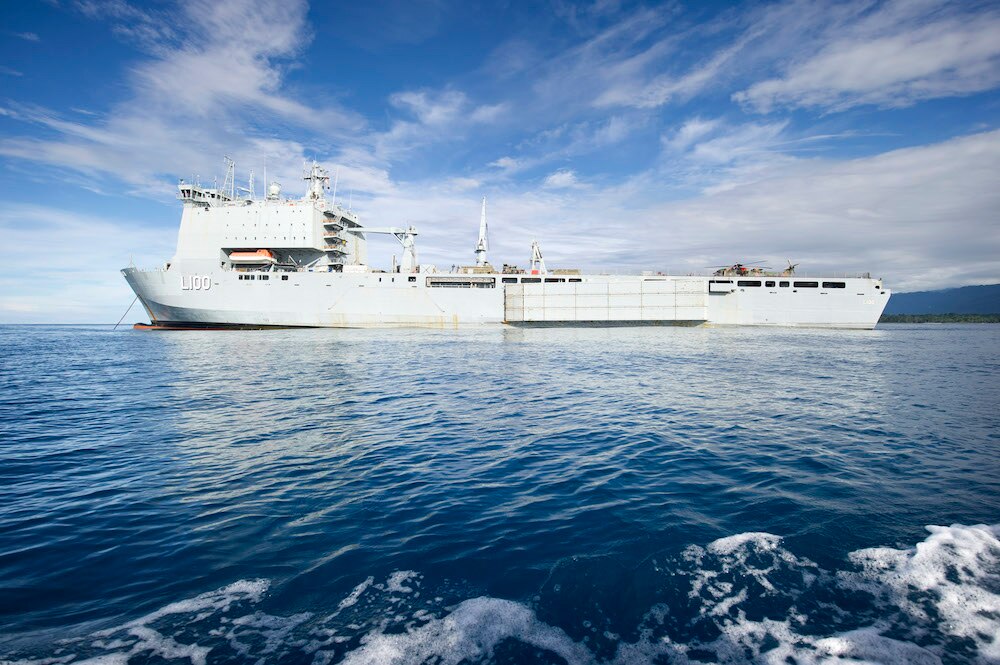 Vanuatu volcano: Australian Navy ship to aid evacuation effort on Ambae ...