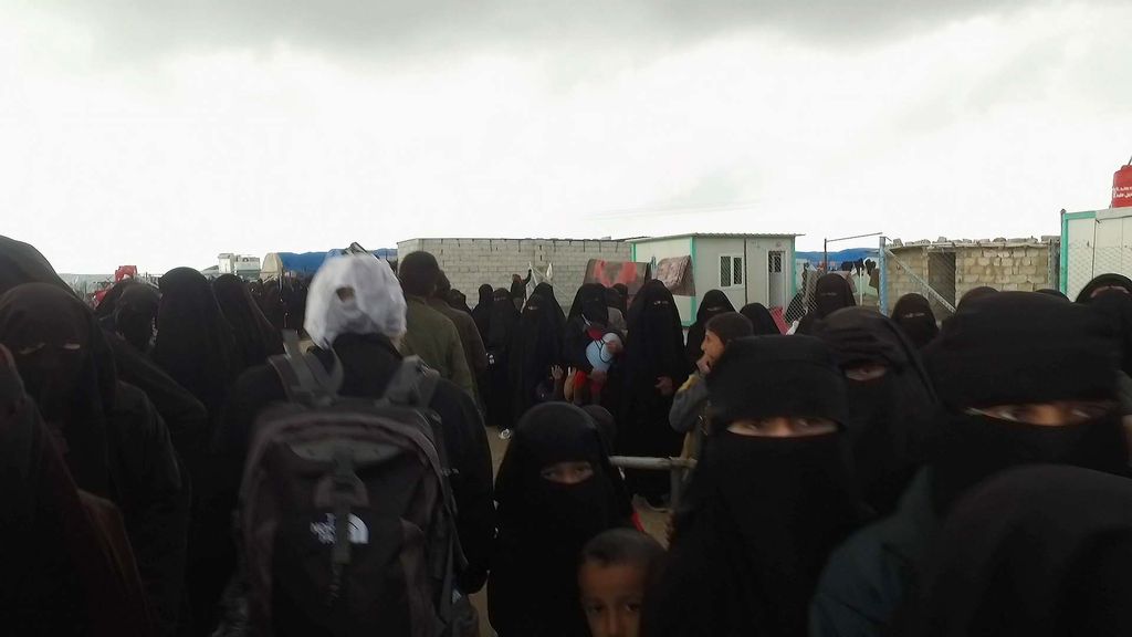 Australian mother makes urgent plea for Government help from inside ...