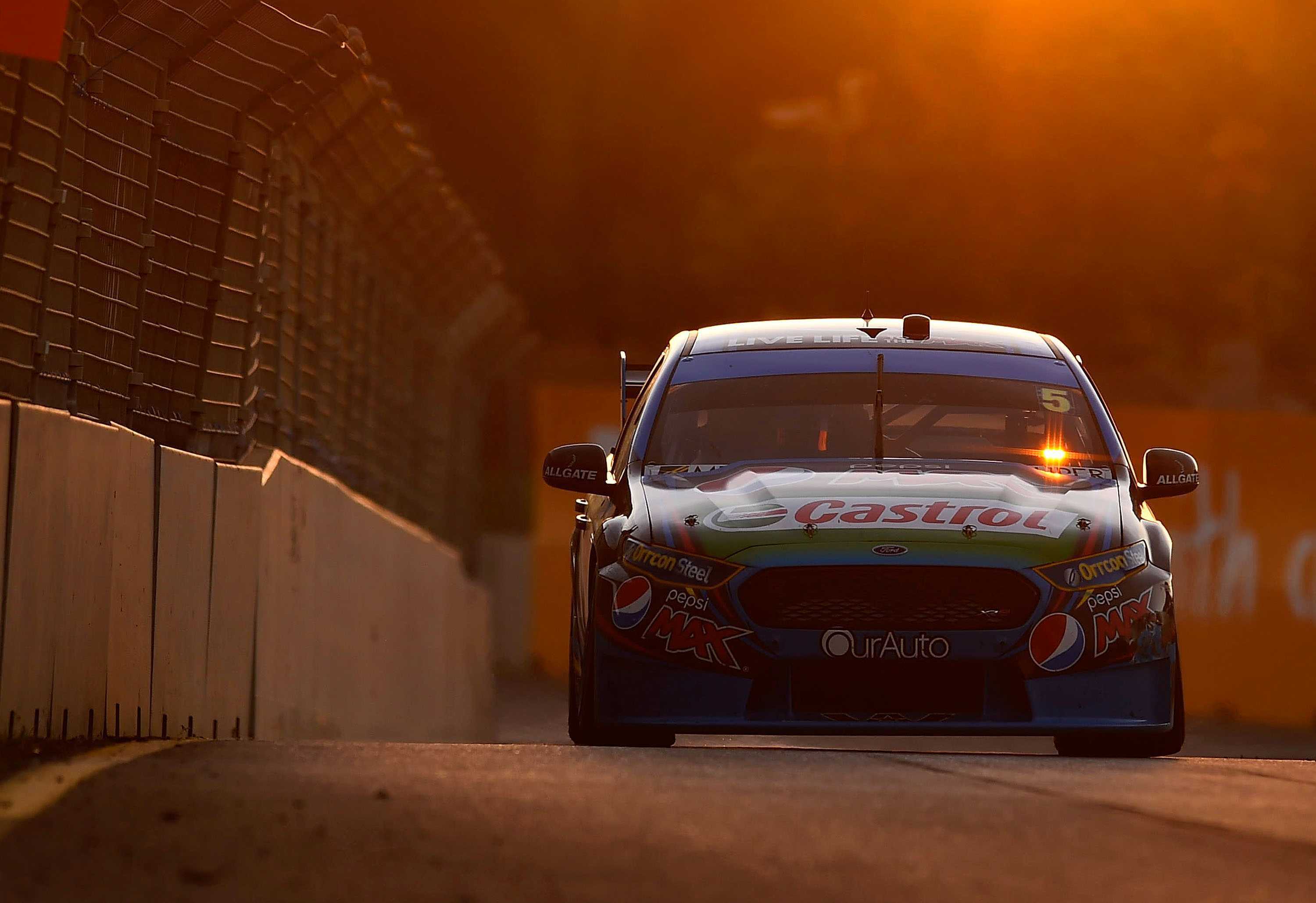 Mark Winterbottom completes Townsville double in V8 supercars - ABC News