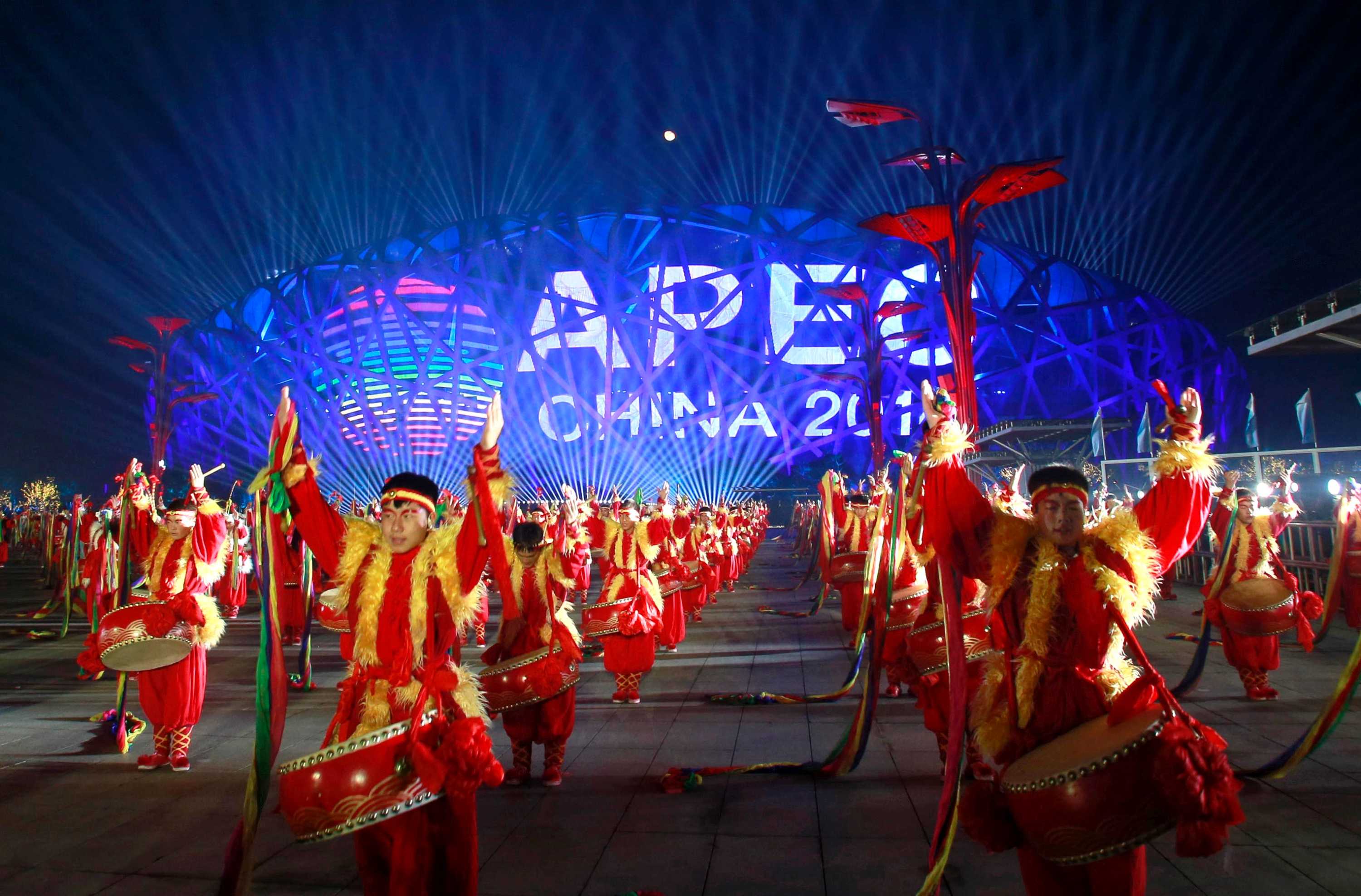 APEC: China welcomes world leaders to Beijing with lights, colour and ...