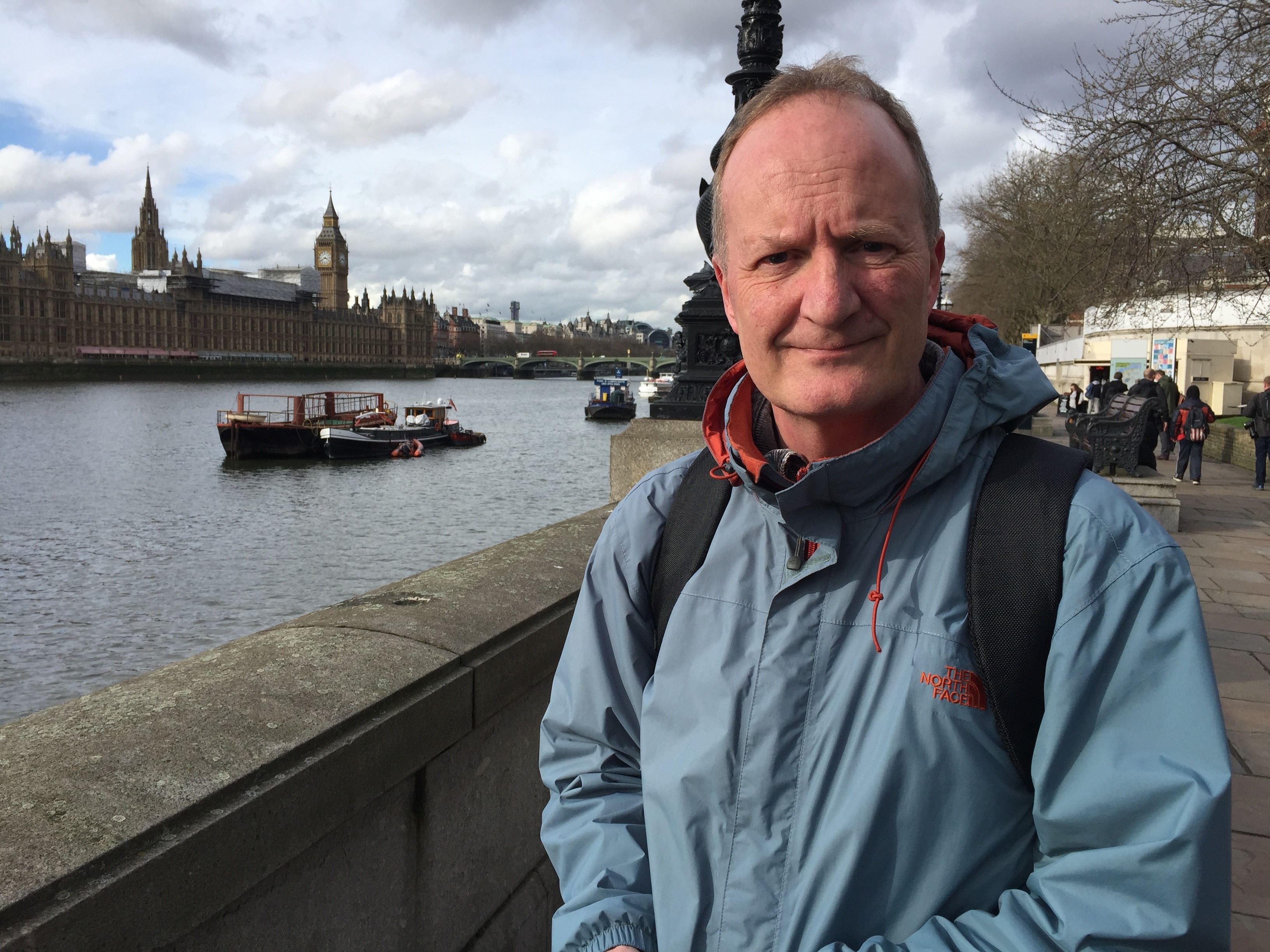 London attack: Eyewitnesses describe terror and confusion as terrorist ...