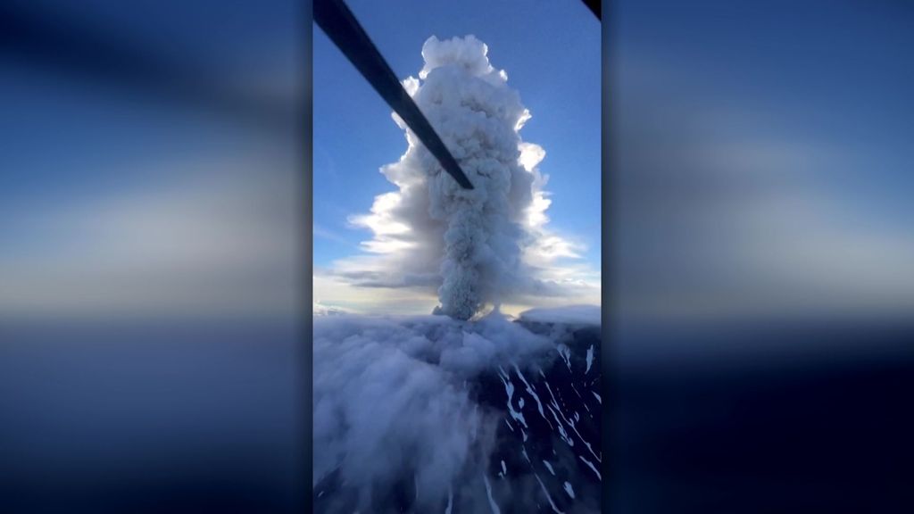 Kamchatka volcano erupts for first time in 600 years - ABC News