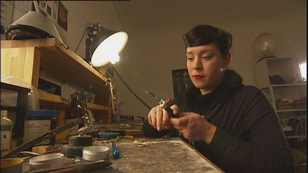 The jewellery designer breaking the mold. - ABC News