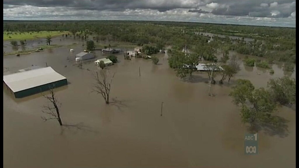 Farm flood damage unknown as waters remain high - ABC News