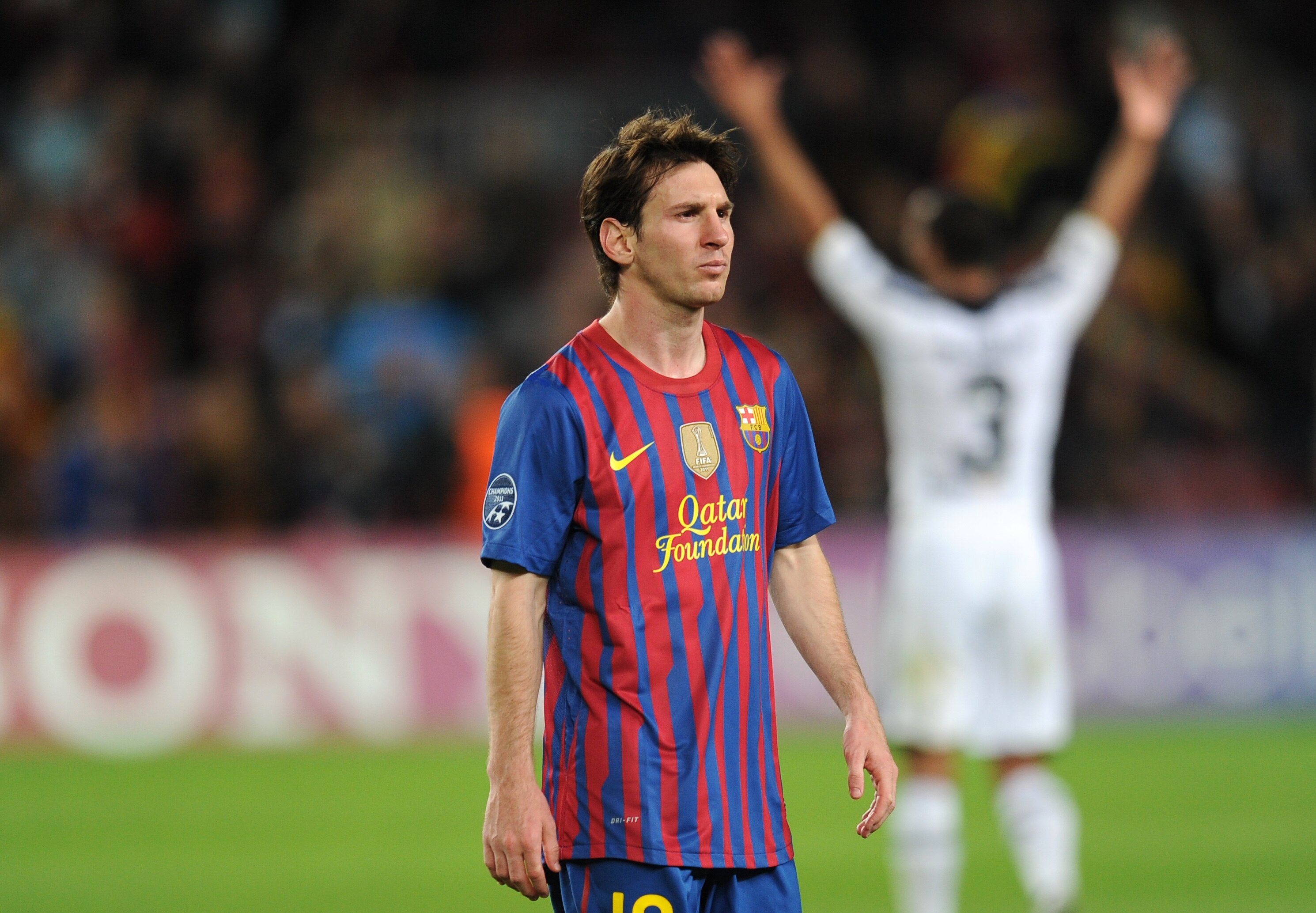 Chelsea stuns Barca to seal final spot - ABC News