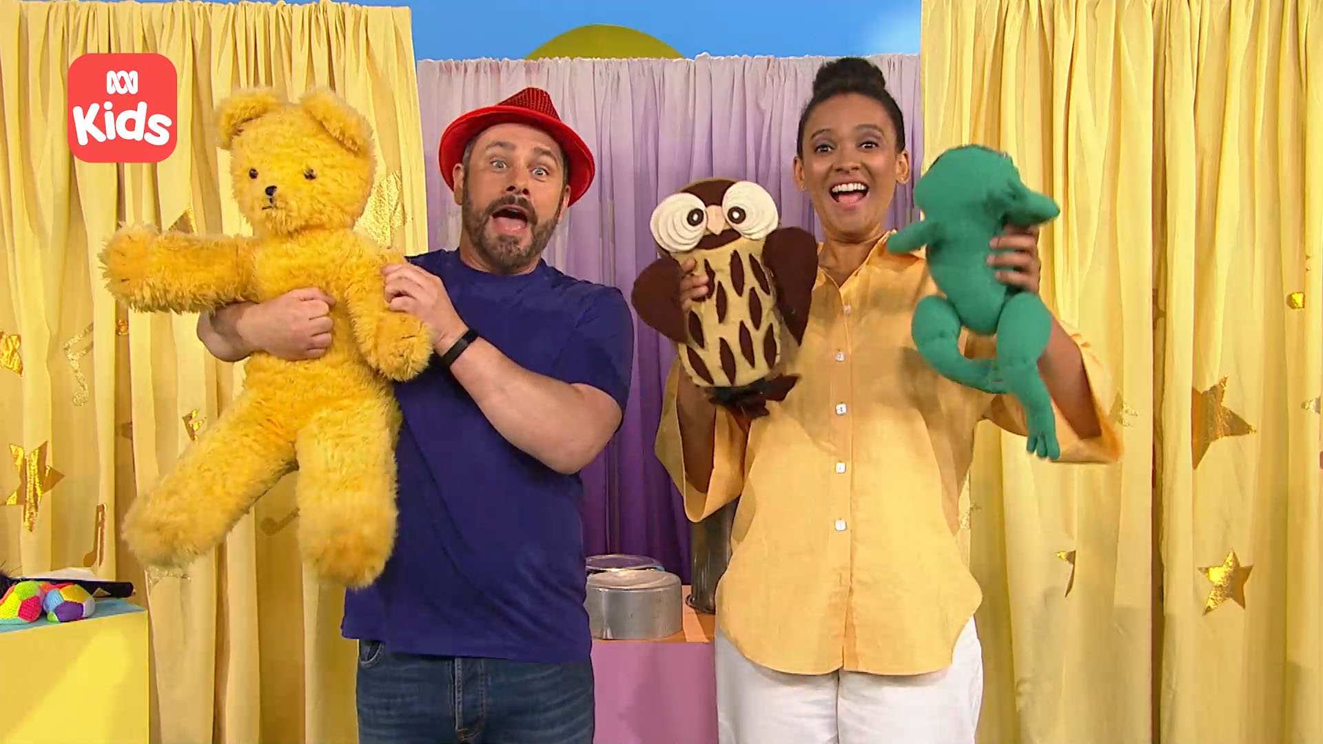 Play School - Everyday Helpers Thank You Song - ABC Kids