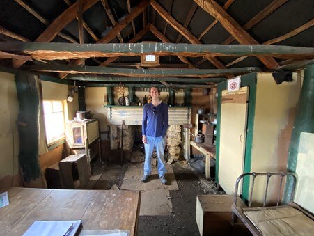 Spargo's Hut in the Victorian Alps is being restored with help of ...