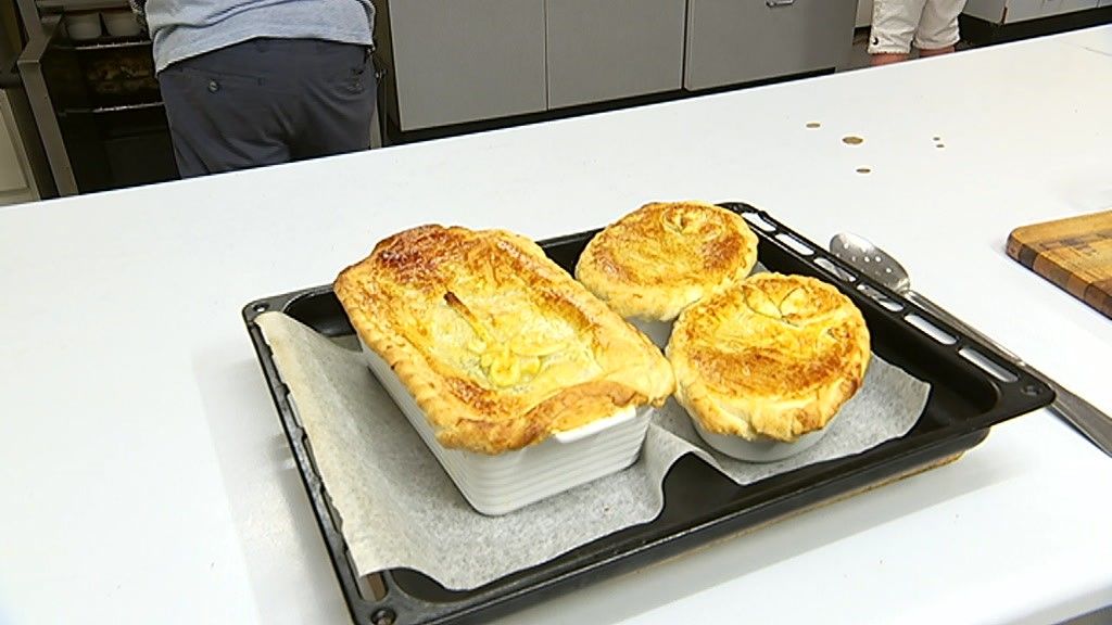 Outback Chefs: The gourmet chefs turned station cooks - ABC News