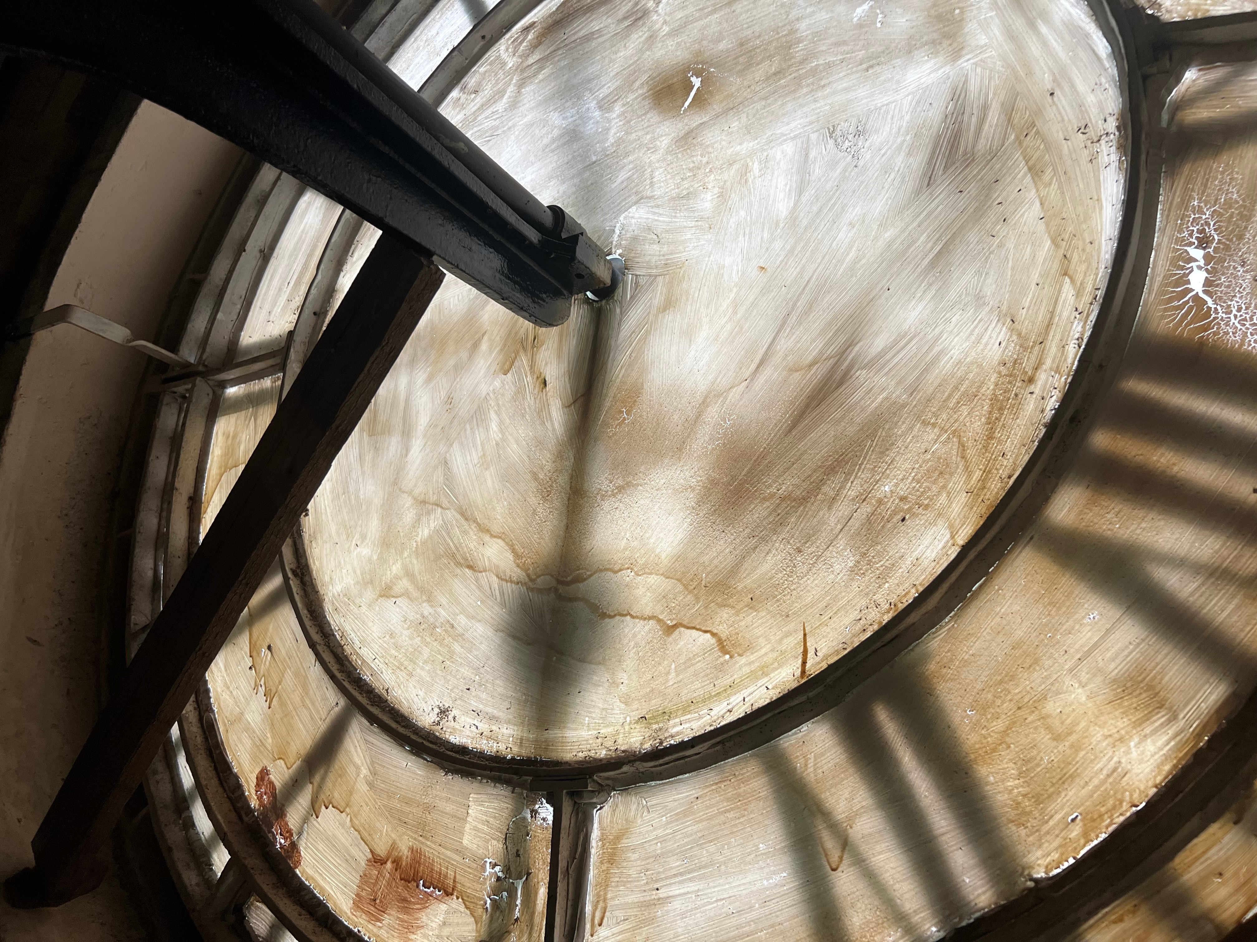 Clock tower master in Sale winds up 40-year stint as town's time keeper ...