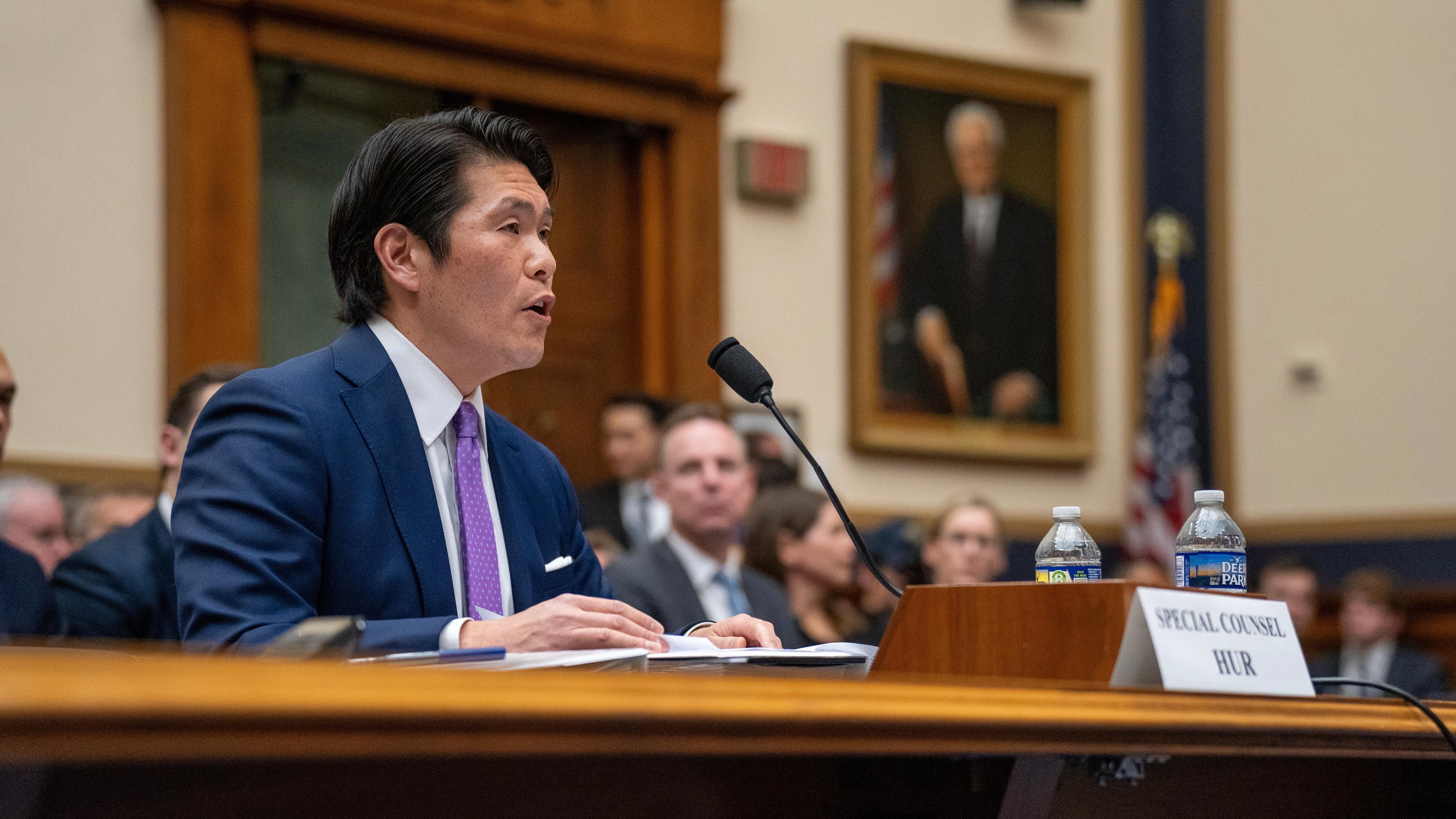 Former special counsel Robert Hur defends comments on Joe Biden's age ...