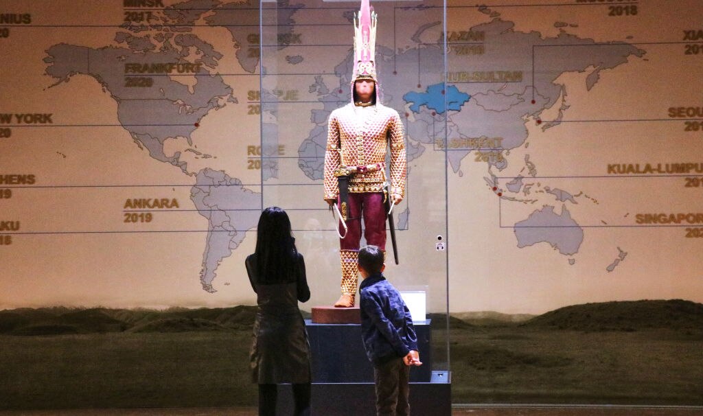 Oliver Stone and the Golden Man - ABC listen