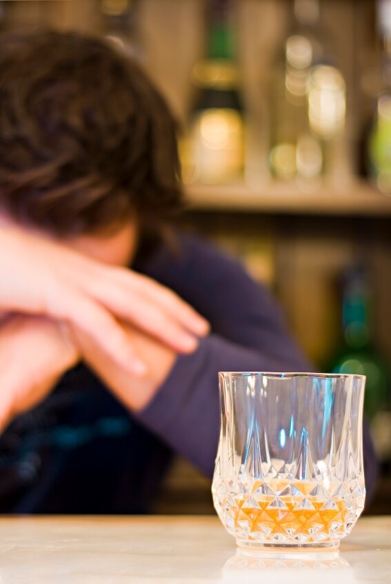 What are your options if you're struggling with alcohol? - ABC listen