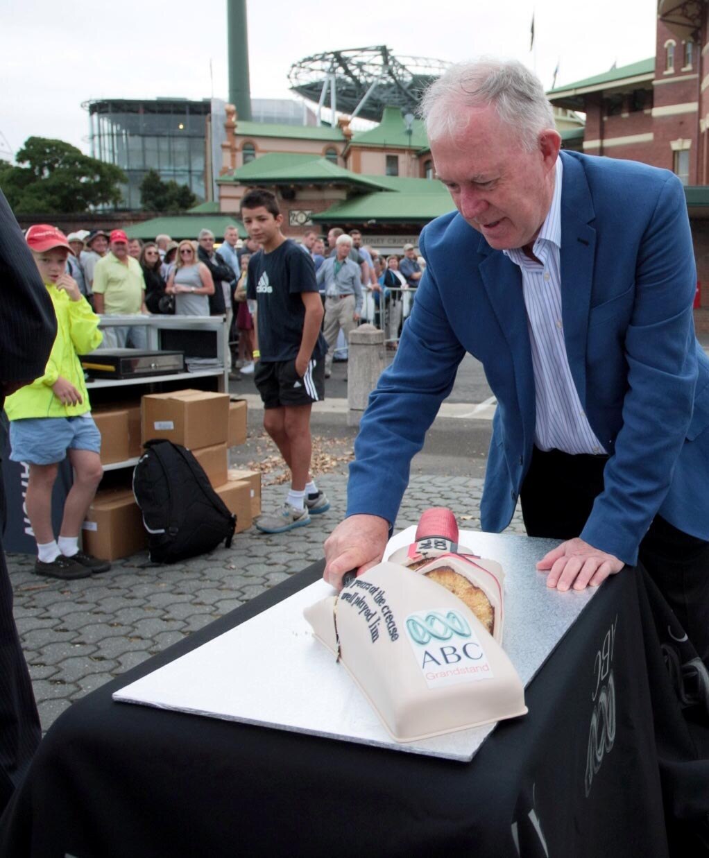 CRICKET: 2 for 22 - Jim Maxwell - ABC listen