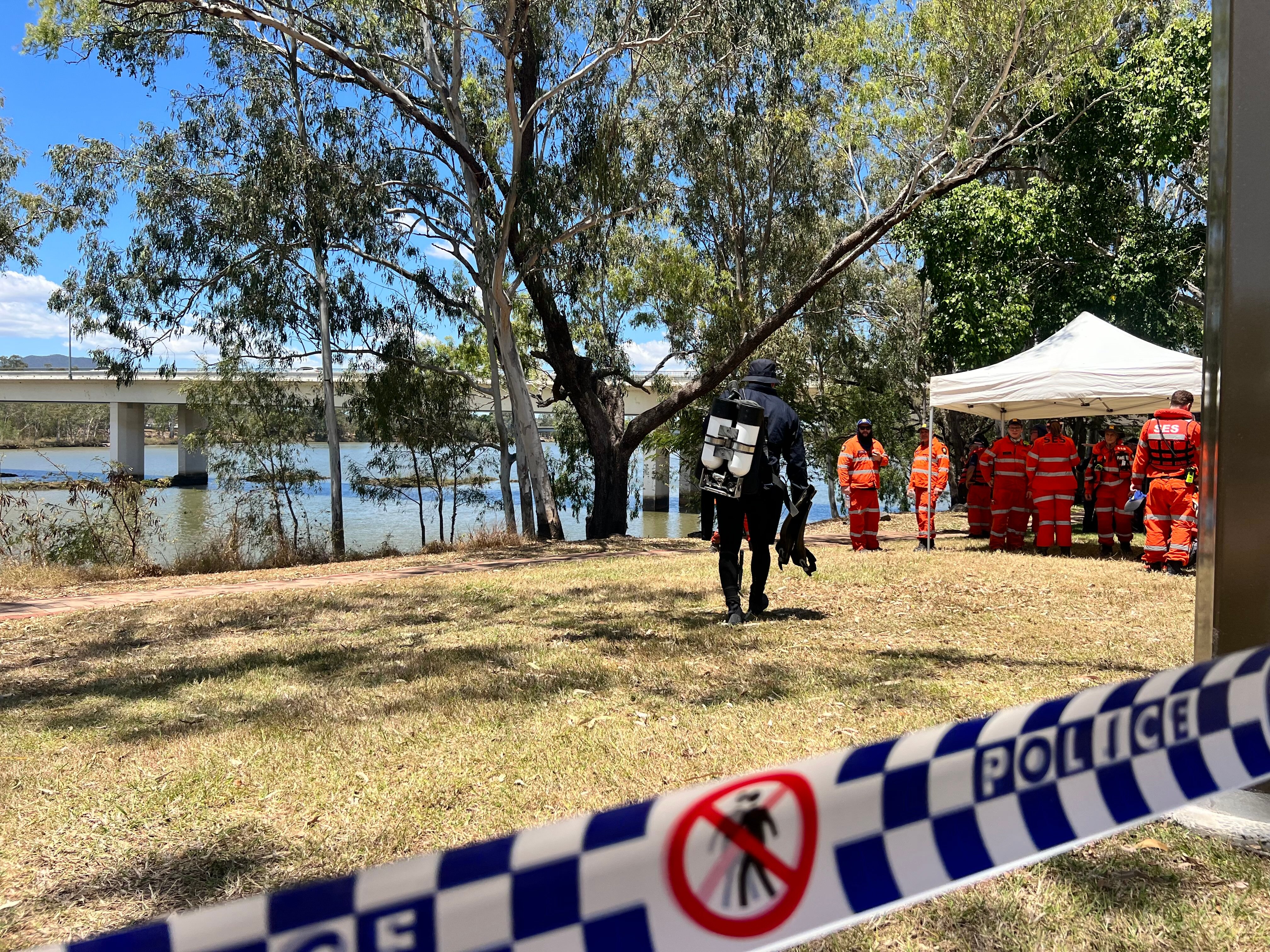 Search underway for man missing in Rockhampton's Fitzroy River after ...