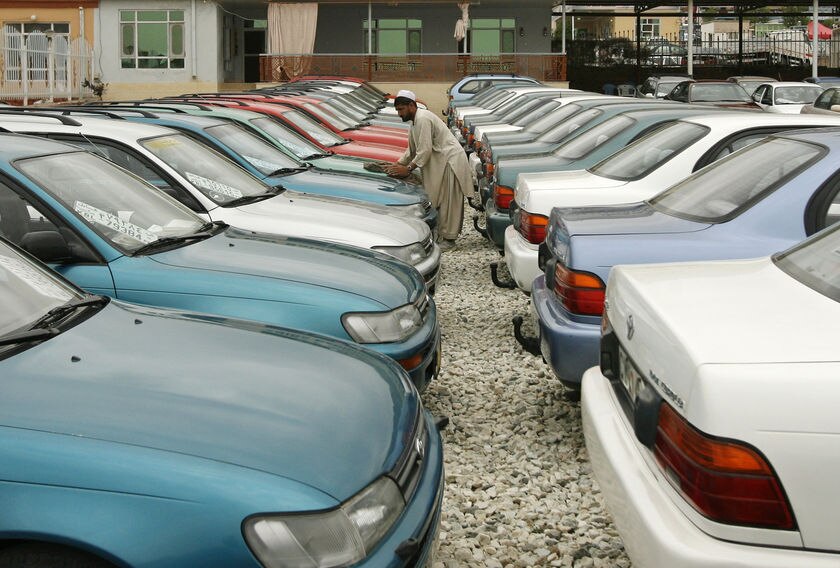 Dodgy cars clogging Kabul's roads - ABC News
