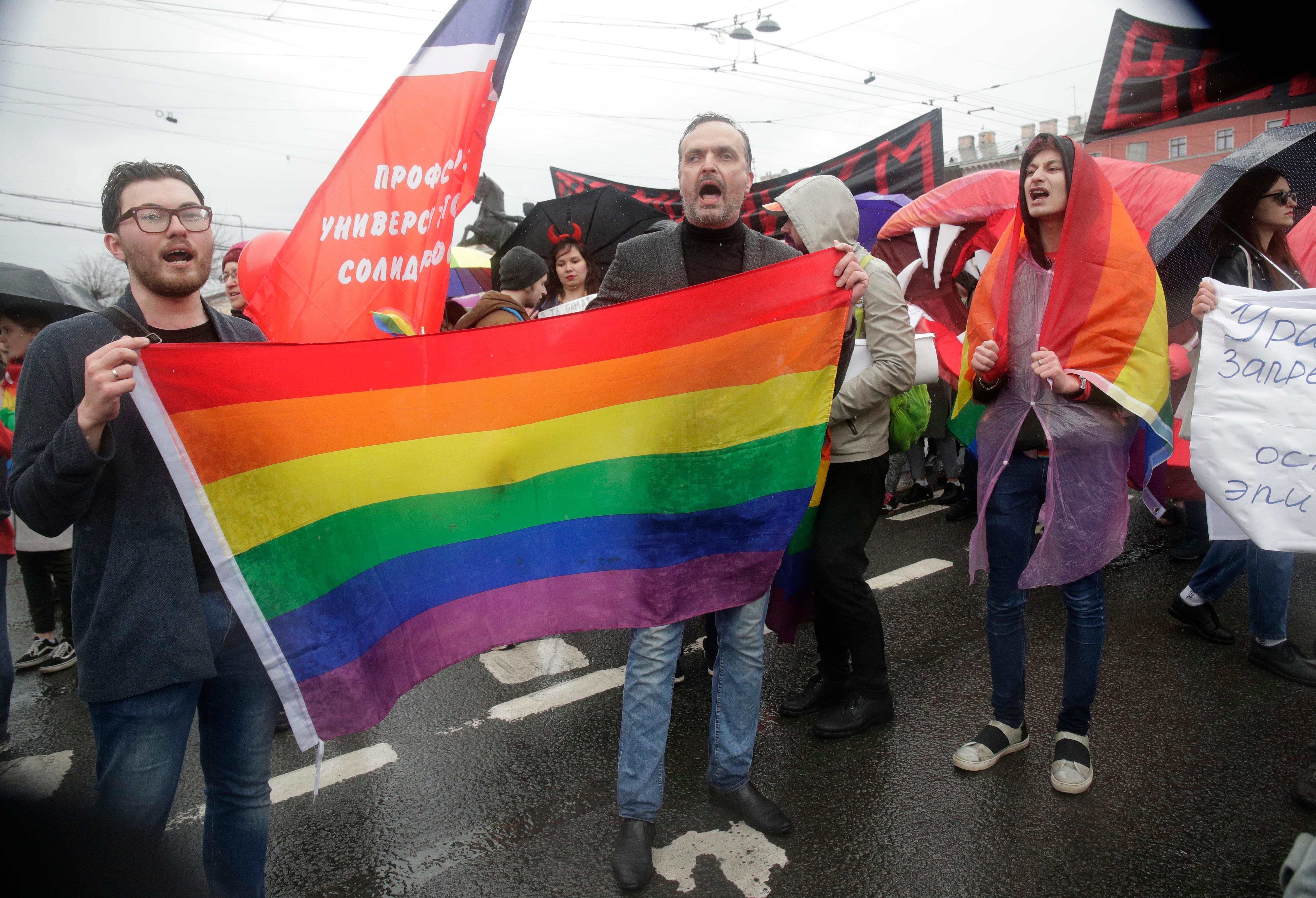 Russia's Supreme Court effectively outlaws LGBT+ activism, with ruling ...
