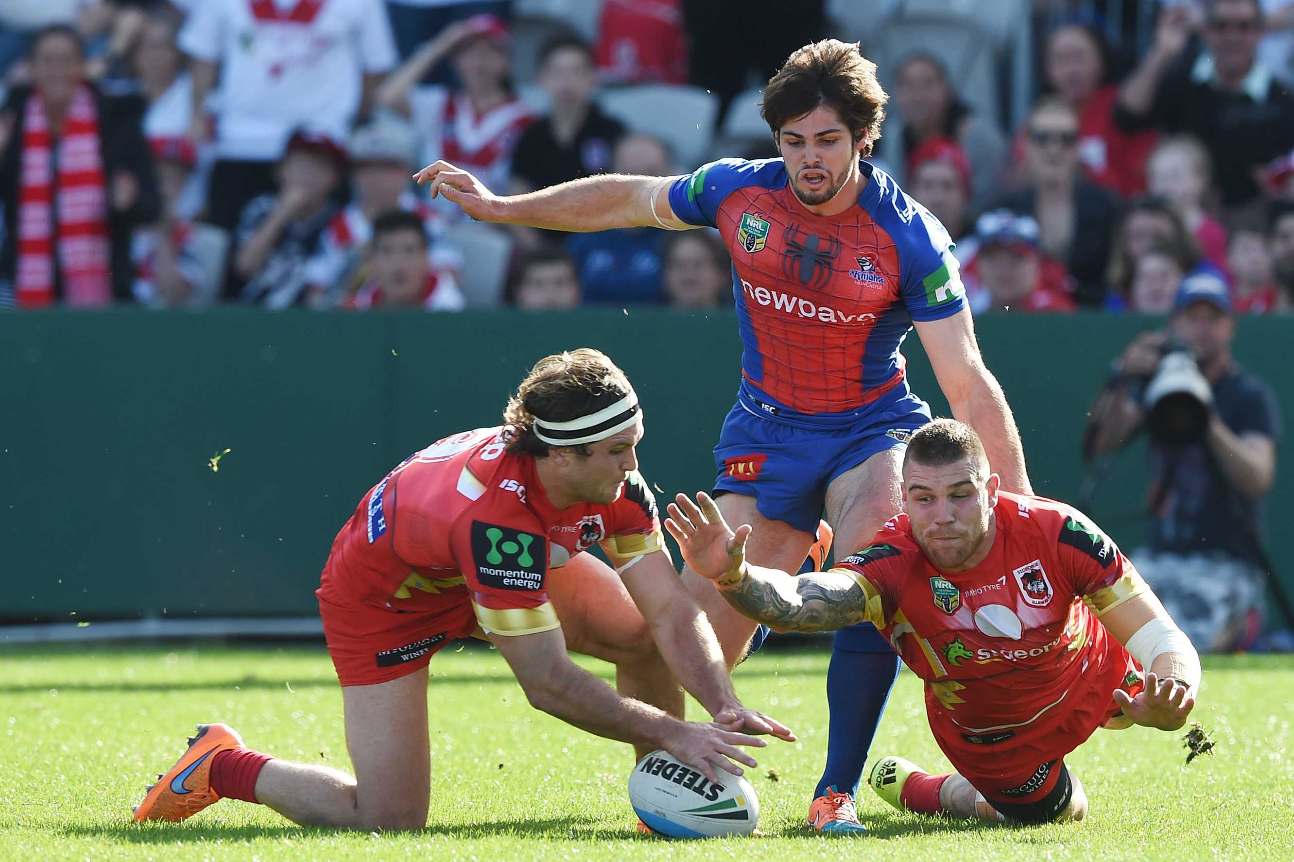 St George Illawarra Dragons beat Newcastle Knights 46-24 at Kogarah ...